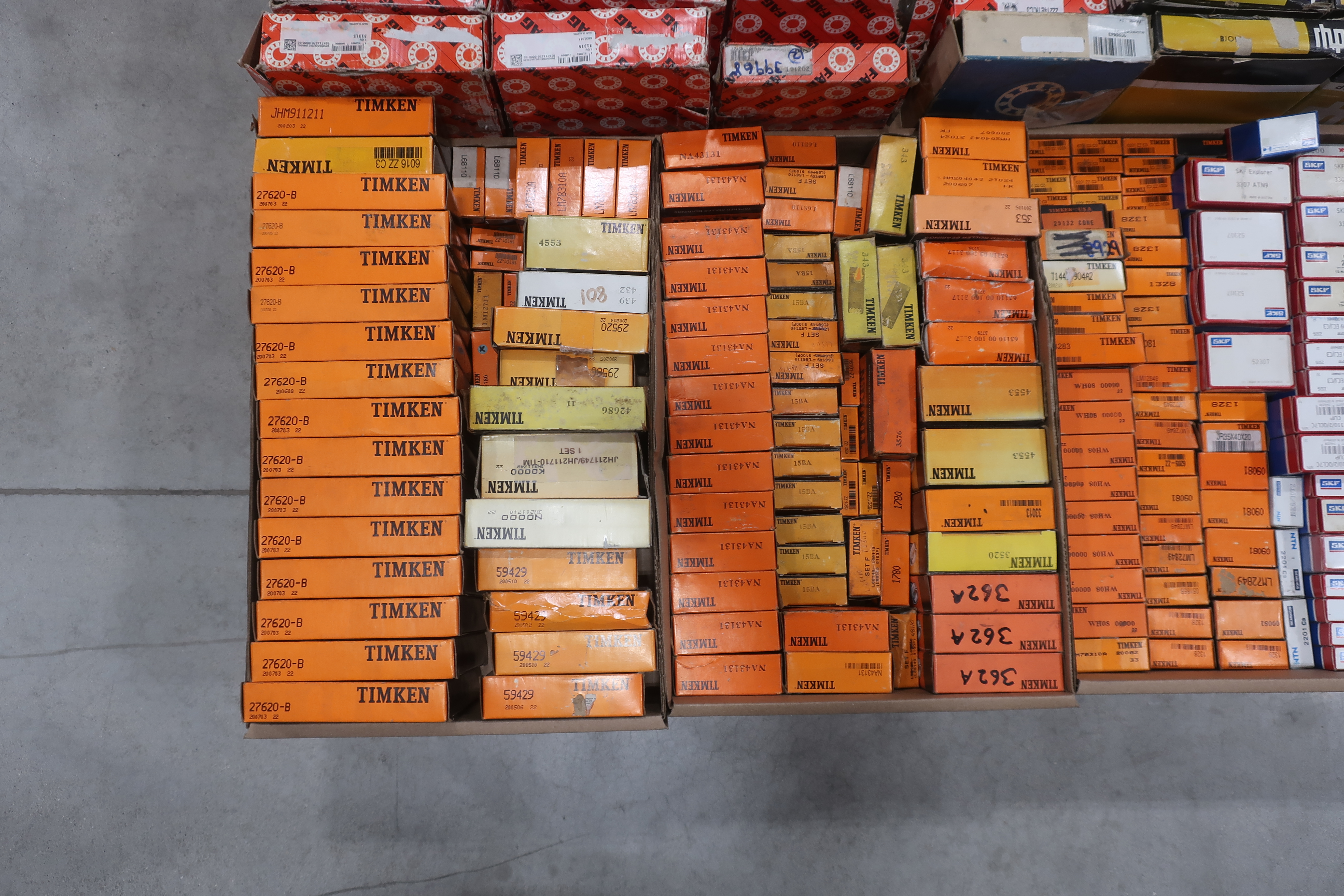 SKU 1738702 - PALLET OF ASSORTED BEARINGS, TIMKEN, FAG, SKF, RHP, NSK ...