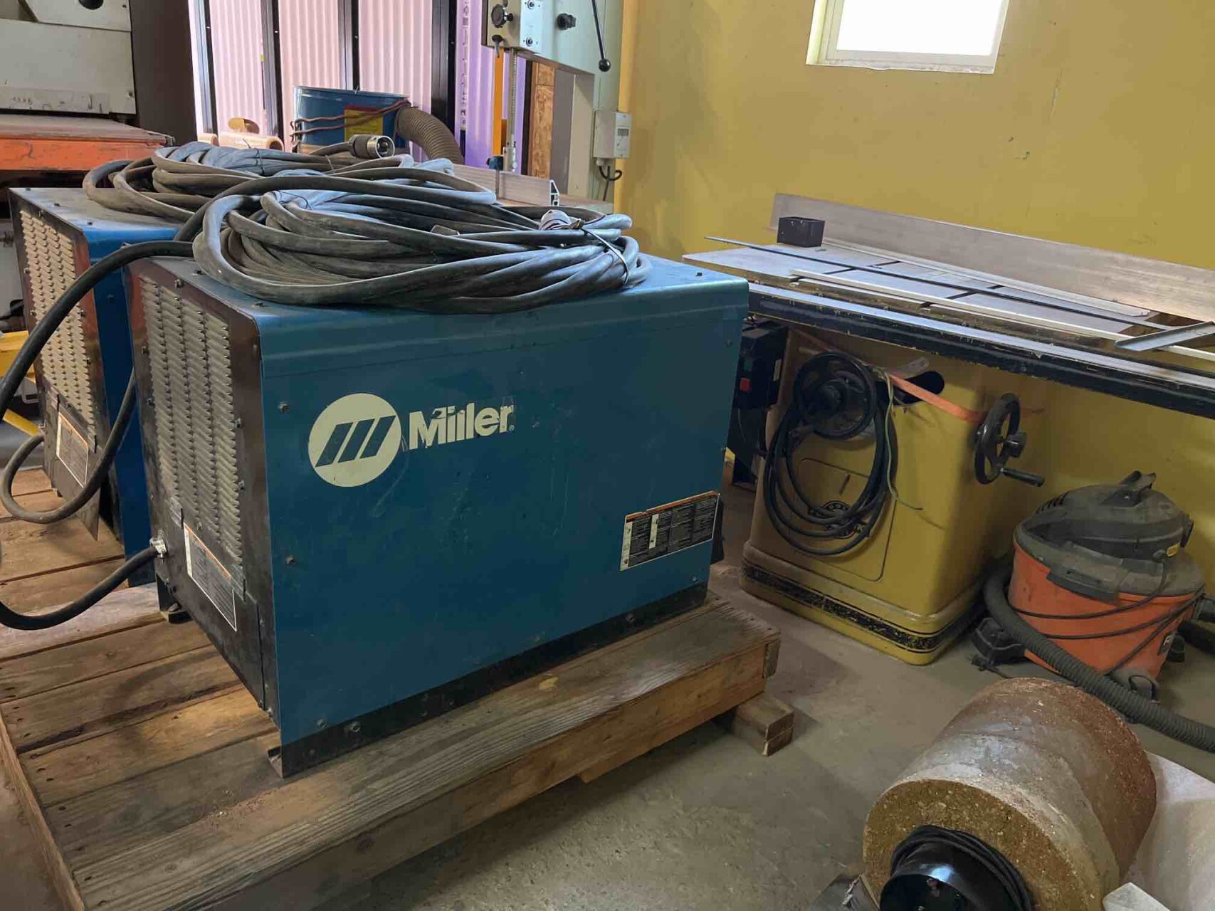 (1) Miller NT450 cc/vc Welding Power Source For Sale | Aucto