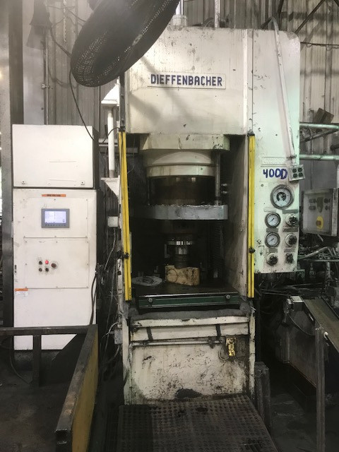 400 tonne Dieffenbacher Hydraulic Press