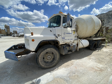 2003 MACK 600 DM600 READYMIX CONCRETE MIXER TRUCK For Sale | Aucto