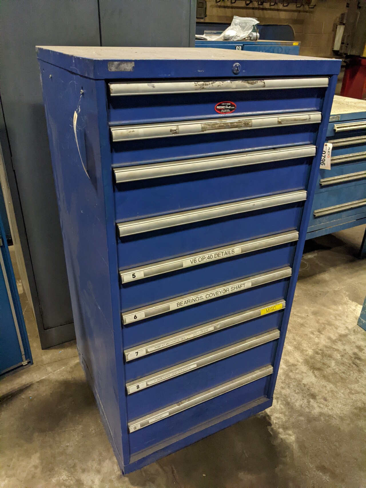 9 DRAWER LISTA TOOL CABINET, ASSORTED SHAFTS, SEALS, SPROCKETS