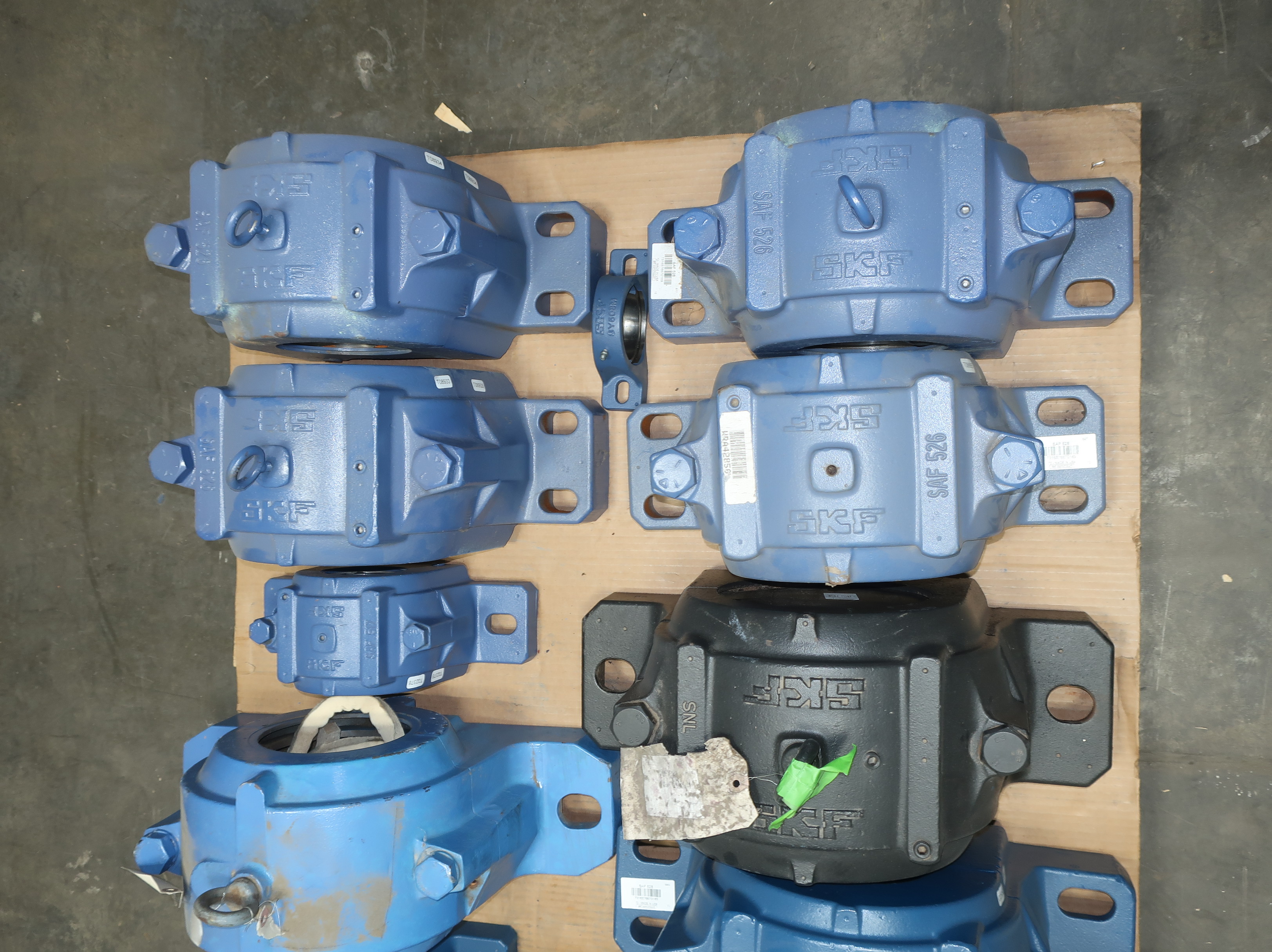 SKU 1739348 - PALLET OF ASSORTED SKF BEARING HOUSINGS For Sale | Aucto