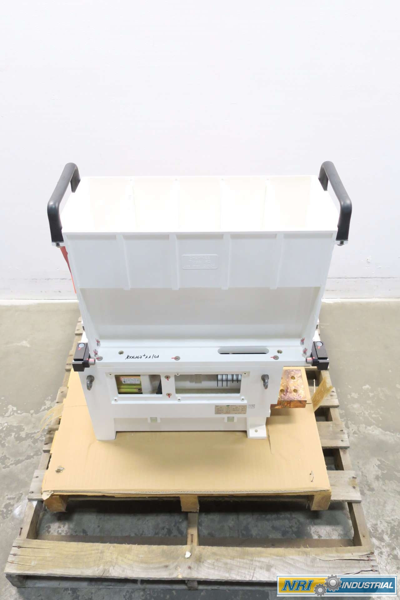 SECHERON HPB45-82S HIGH SPEED DC 4500A AMP 2000V-DC 220V-DC CIRCUIT ...