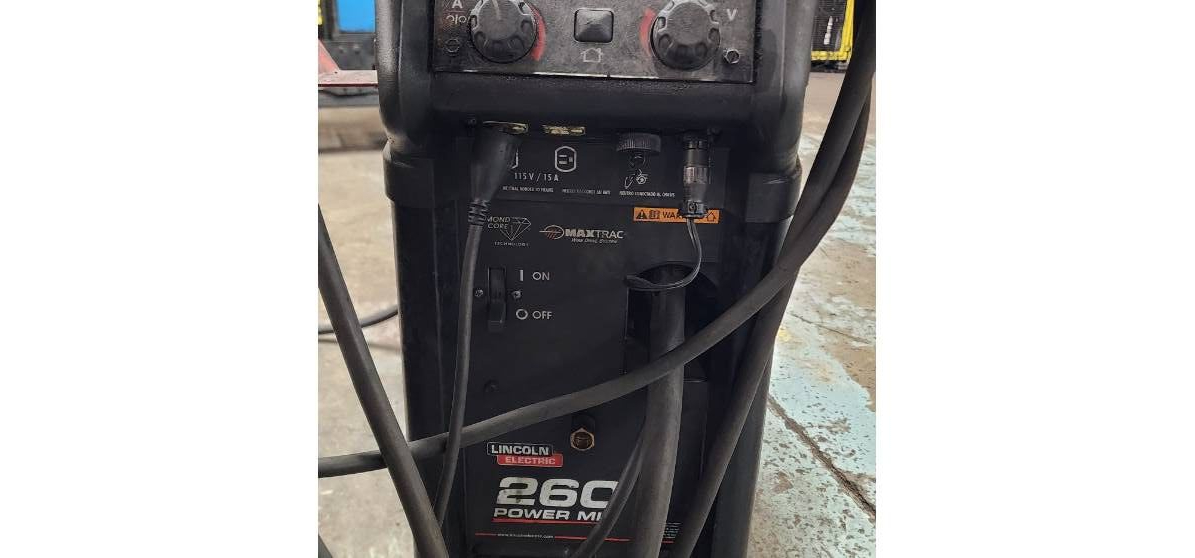 LINCOLN ELECTRIC POWER MIG 260 MIG WELDER For Sale | Aucto