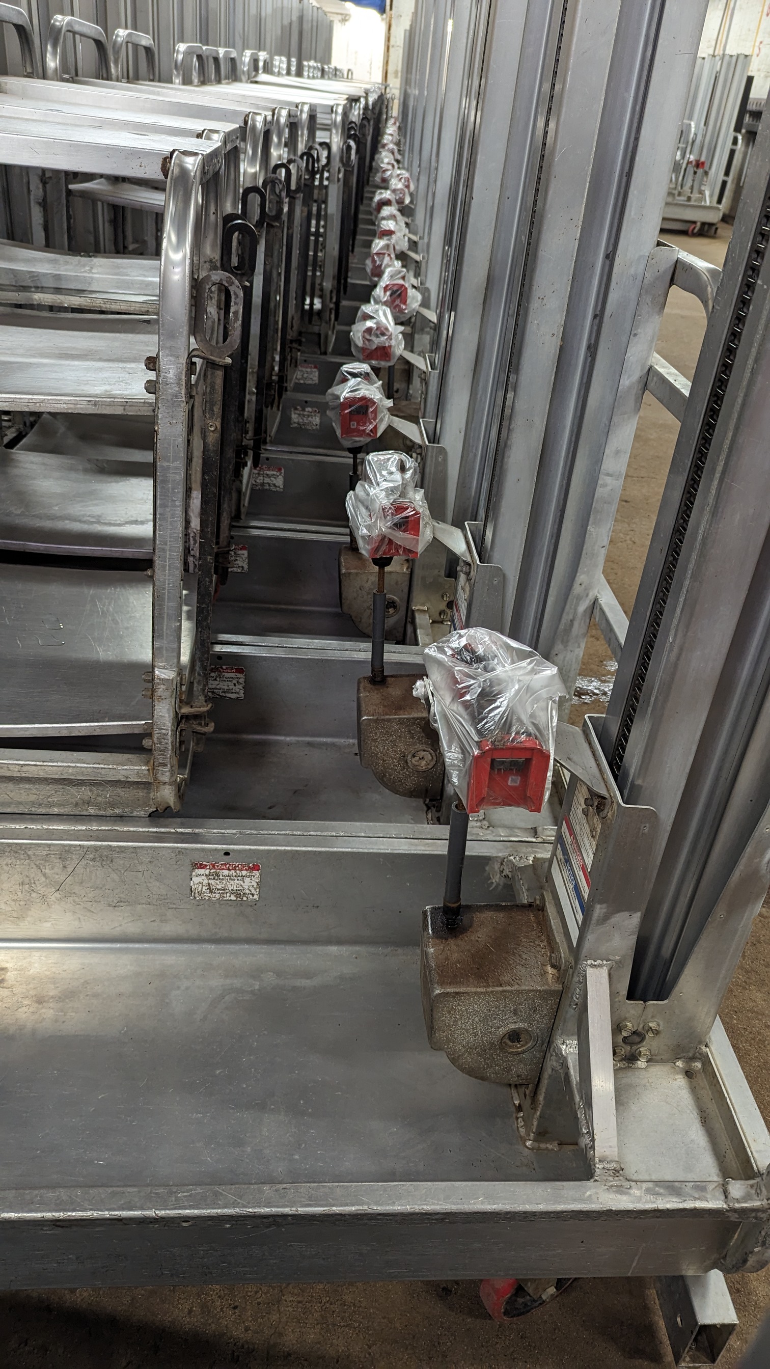 BULK LOT OF 97 POWERLIFT MPA REACHCRAFT, 350 LBS CAPACITY LIFTS