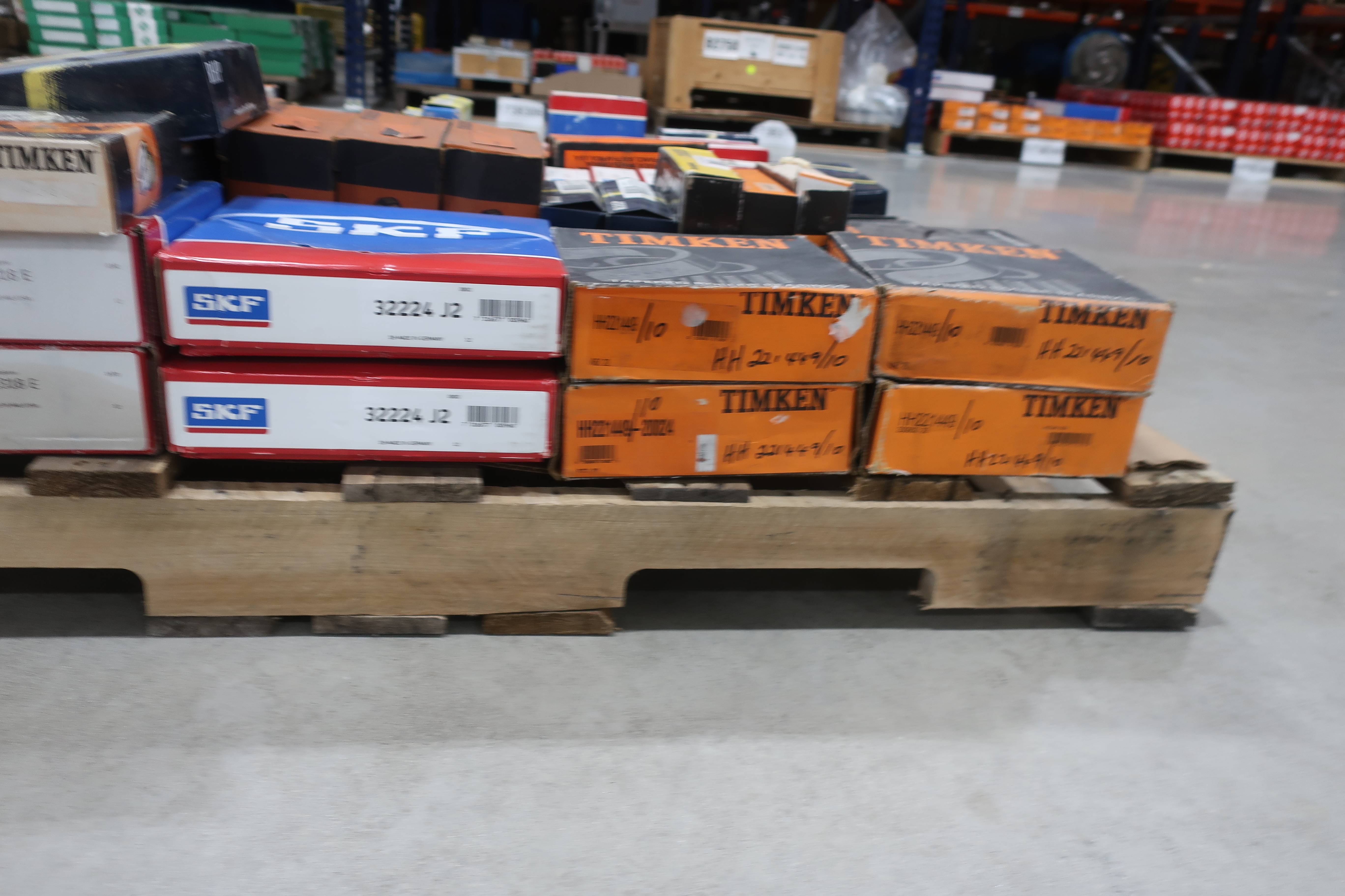 SKU 1738707 - PALLET OF ASSORTED BEARINGS, TIMKEN, SKF, RHP, NSK, NTN ...