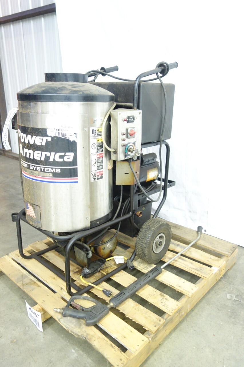 POWER AMERICA MODEL 1322 COMBINATION STEAM AND HIGH PRESSURE POWER WASHER