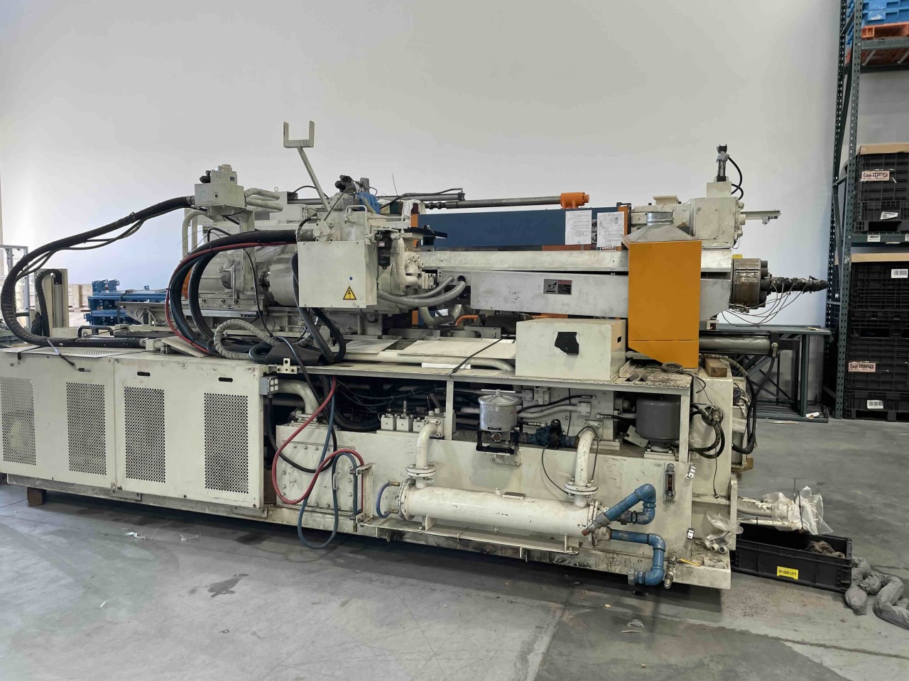 1999 Toshiba UBE 650 Ton Molding Machine For Sale | Aucto