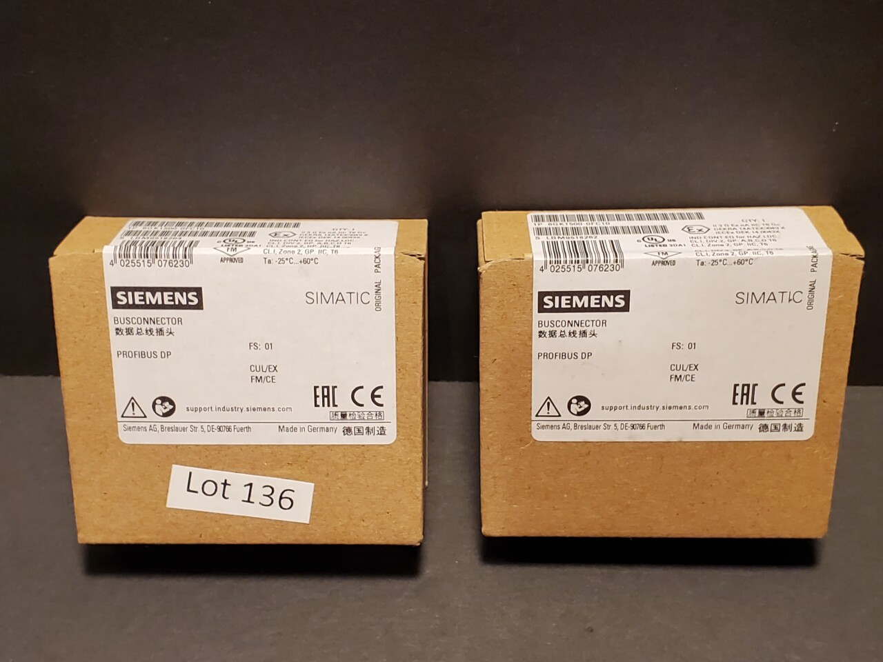 Lot of 2 Siemens Bus connector