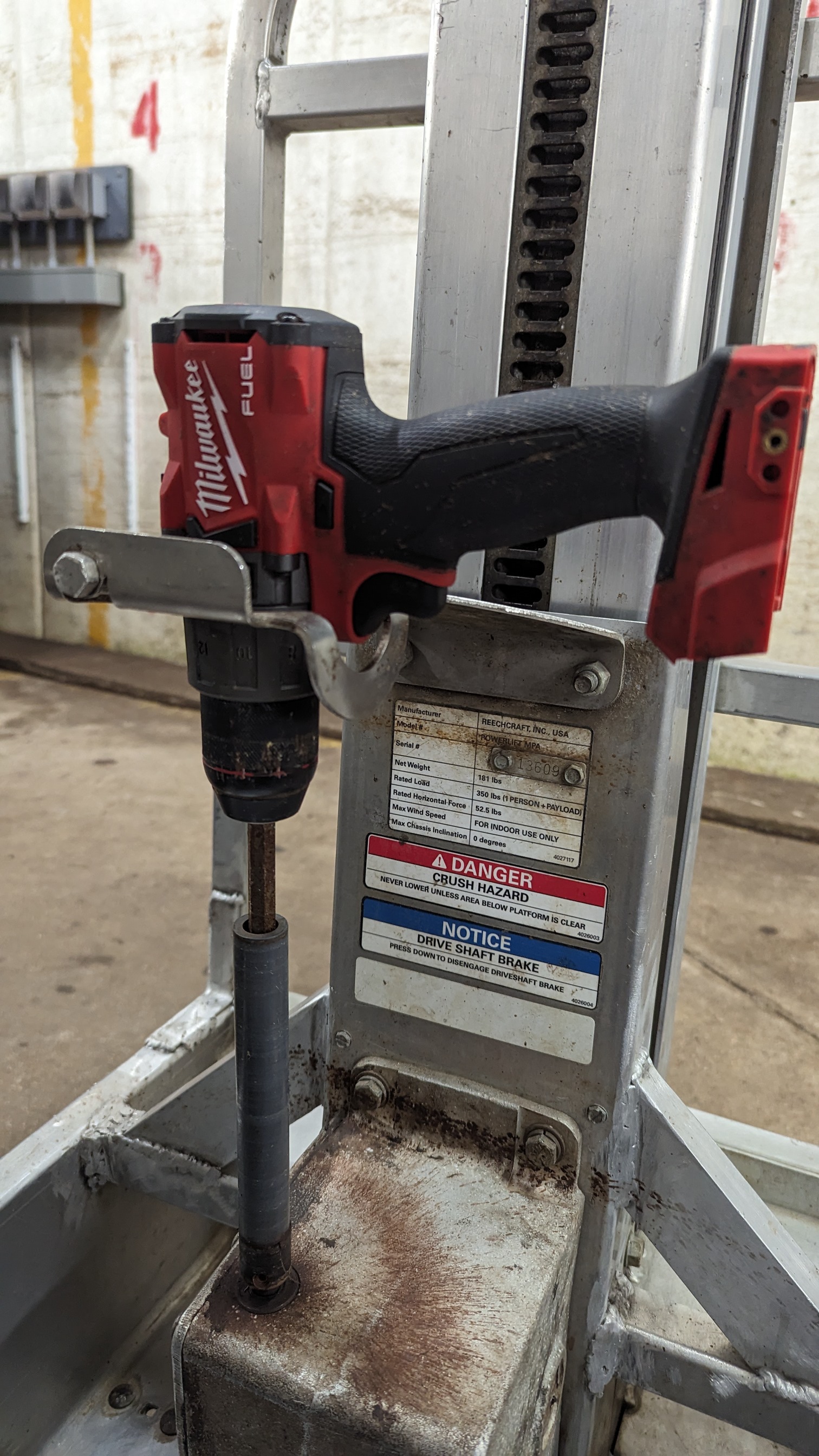 LOT OF 5 REECHCRAFT POWERLIFT MPA LIFTS