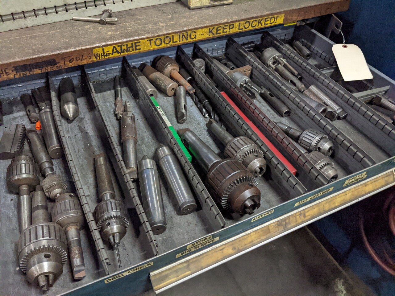 6 DRAWER STANLEY VIDMAR TOOL CABINET WITH CONTENTS, ASSORTED LATHE ...