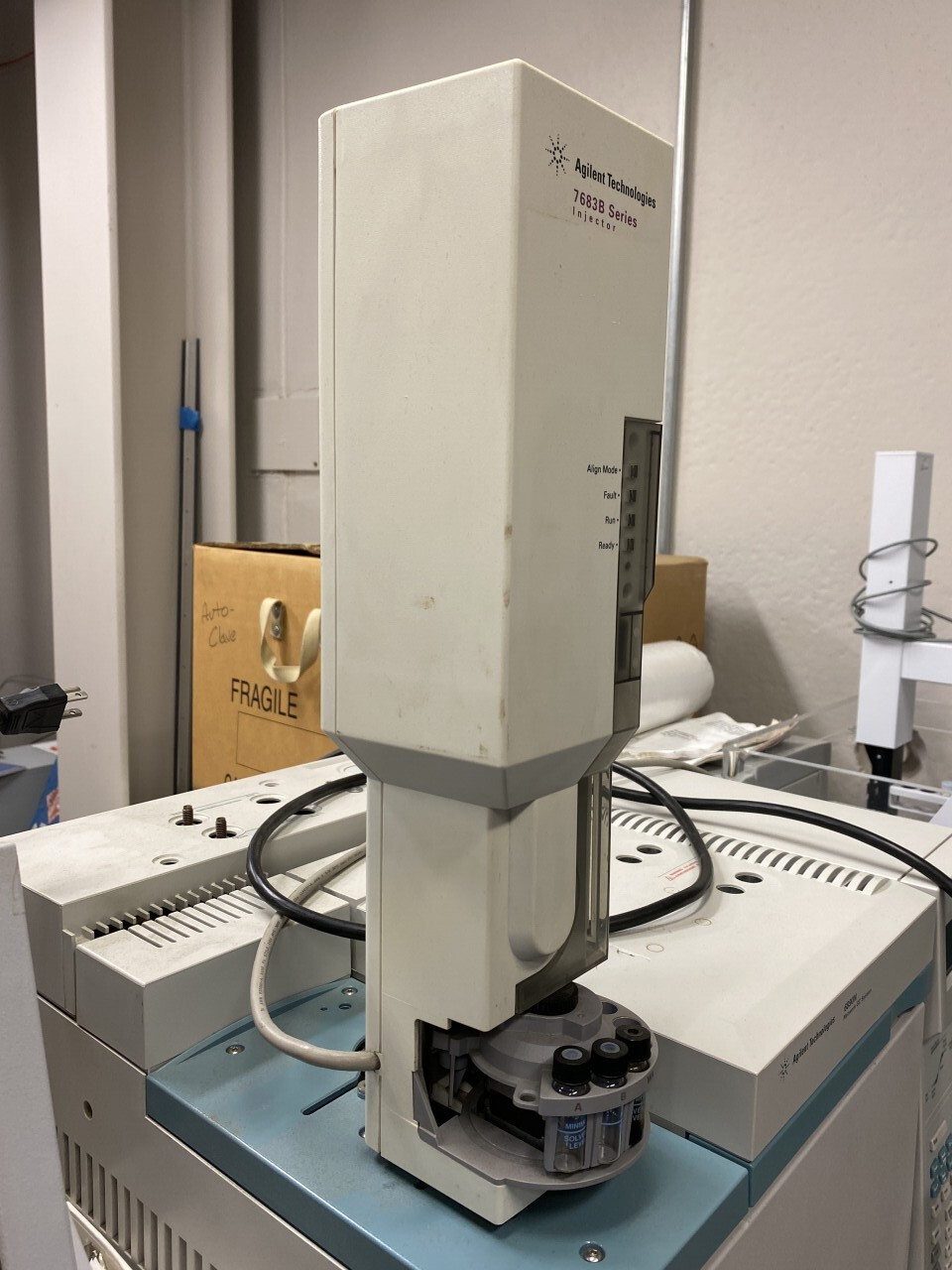 ICP Spectrometer set with Autosampler, Chiller and Power Conditioner ...