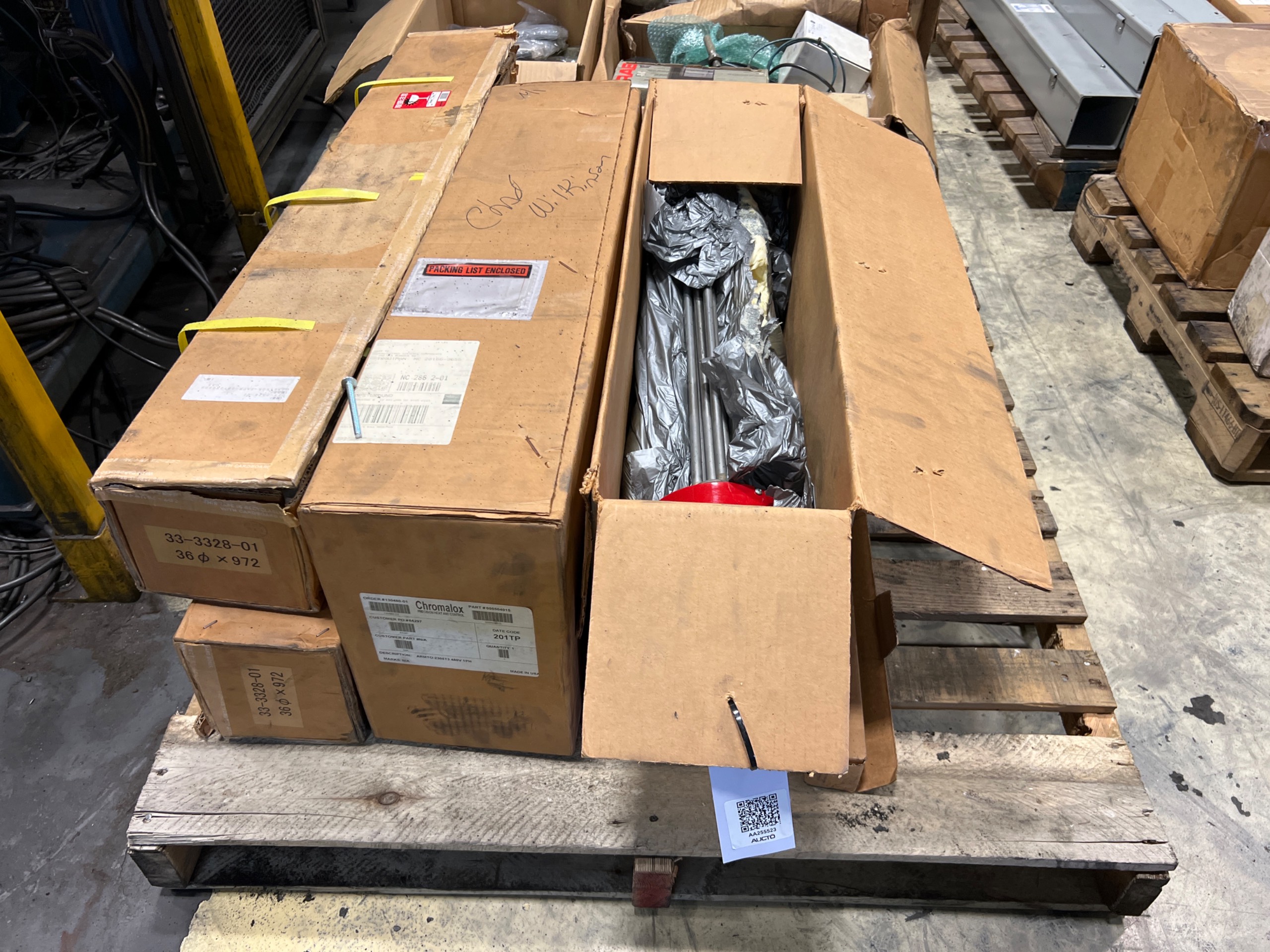 BULK QTY OF IMMERSION HEATERS For Sale | Aucto