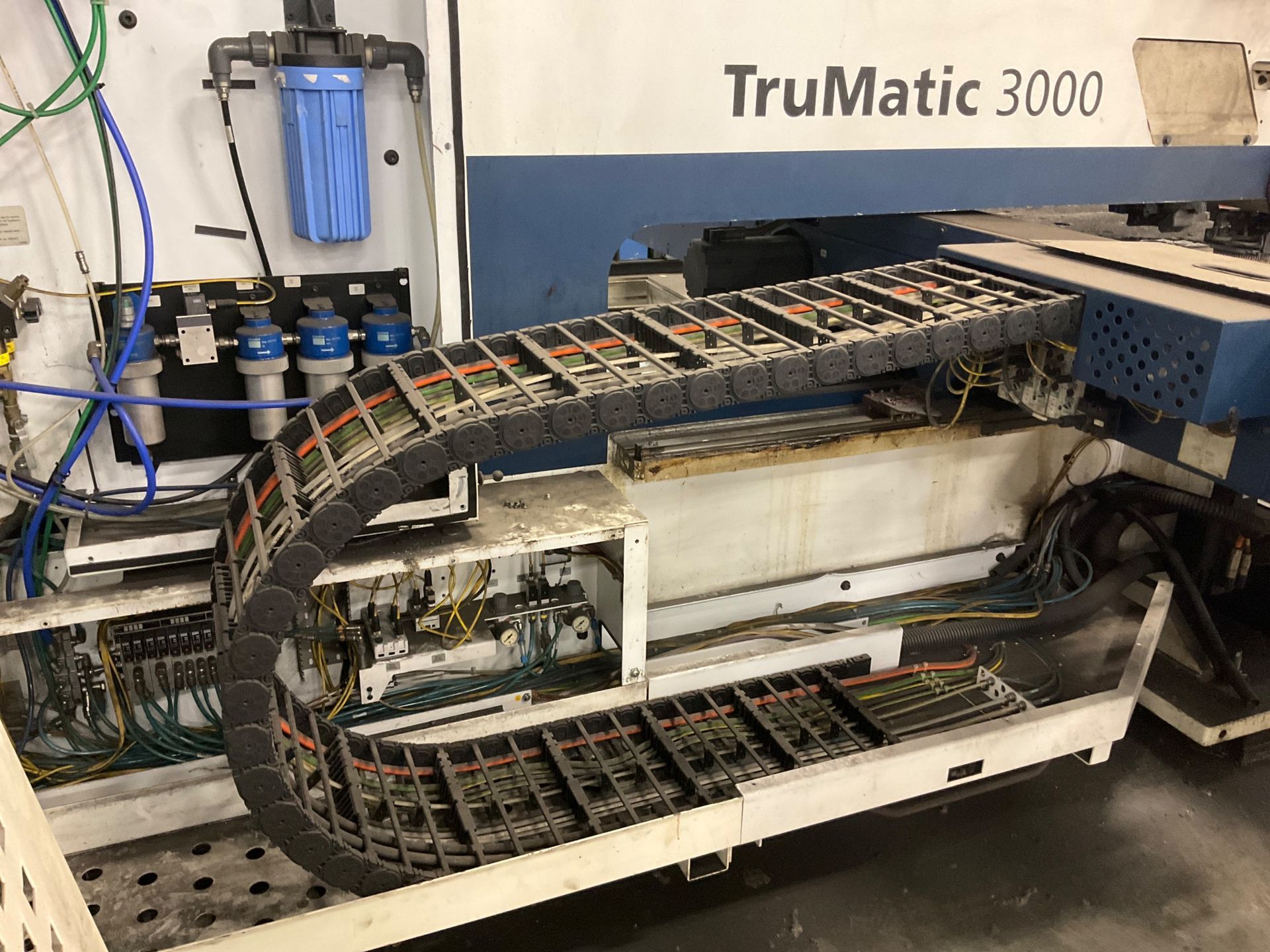 2008 TRUMPF TRUMATIC 3000 CNC PUNCH PRESS