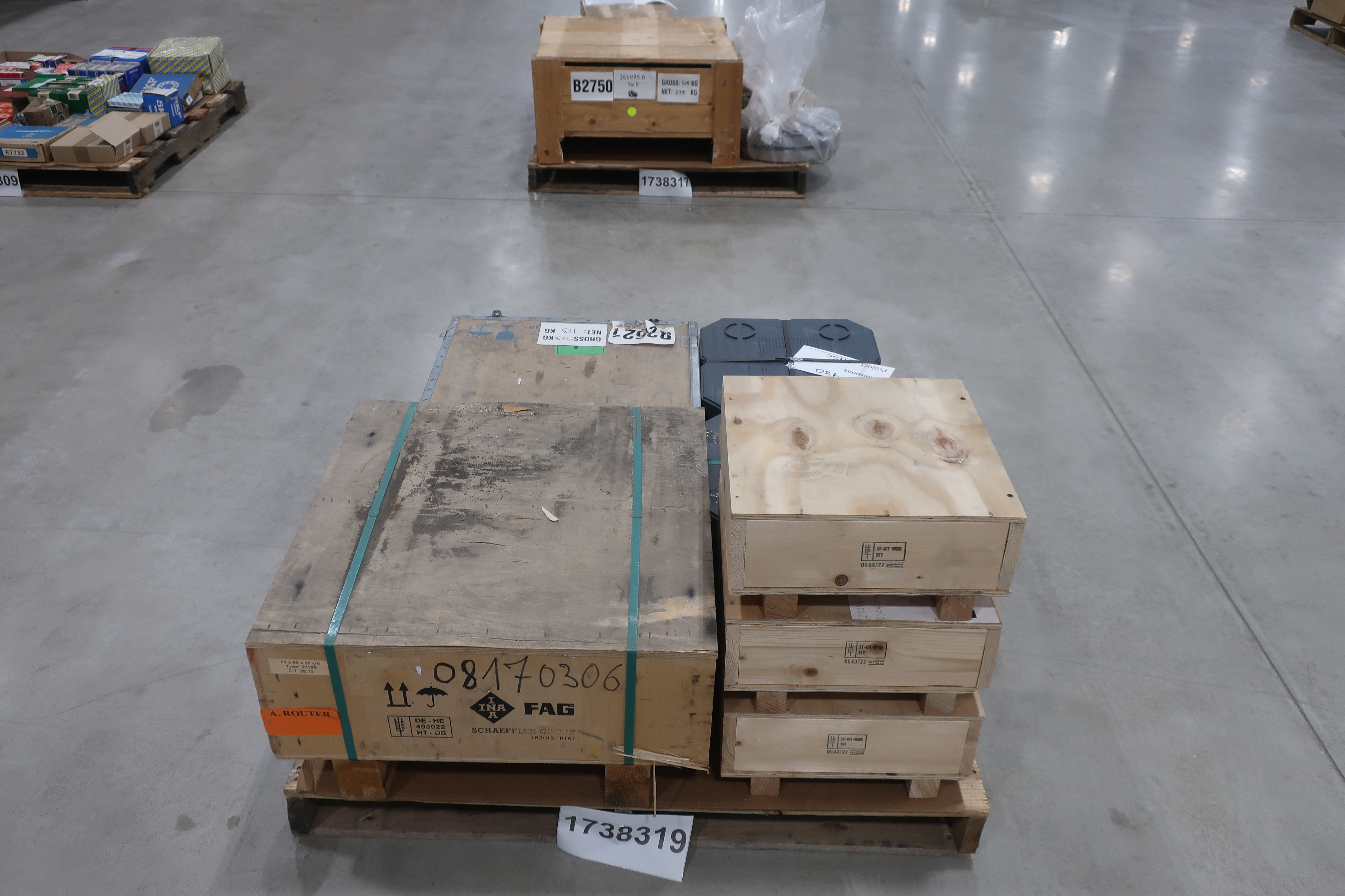 SKU 1738319 - PALLET OF ASSORTED ROLLER BEARINGS, NTN, FAG, SKF For ...