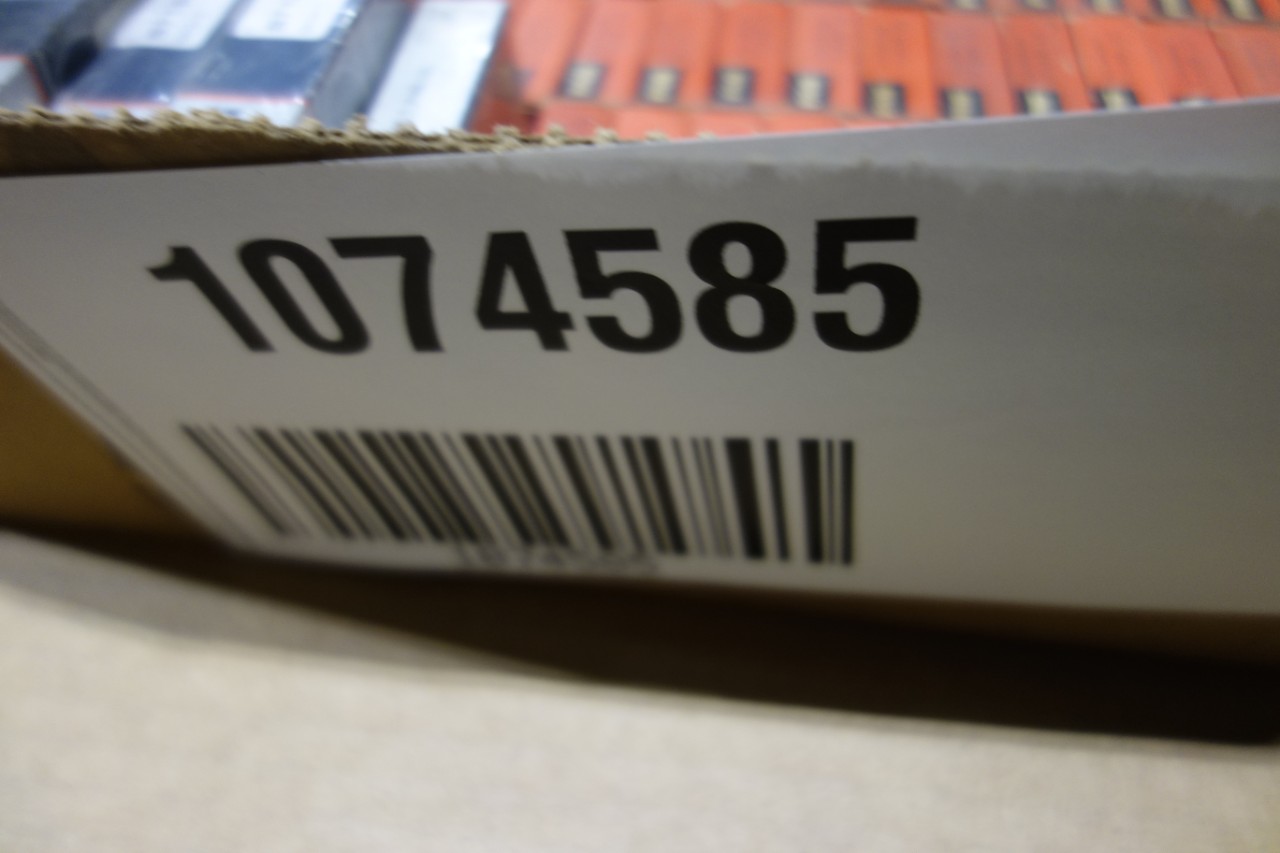 SKU 1074585 - TOTE OF ASSORTED FAG PRECISION BEARINGS For Sale | Aucto