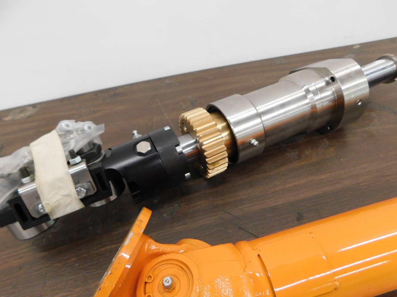 [Sidel + Trasmil] 2 Valve Piston Assemblies + 1 Orange Cardan Joint