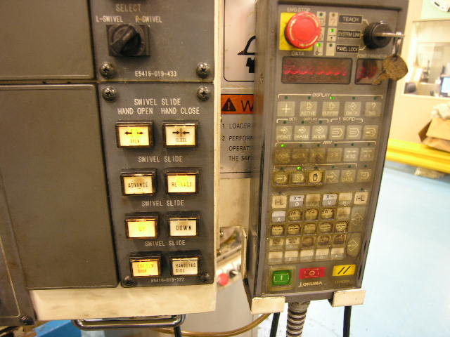 Okuma Twin Spindle lathe with Gantry & Auto Loader