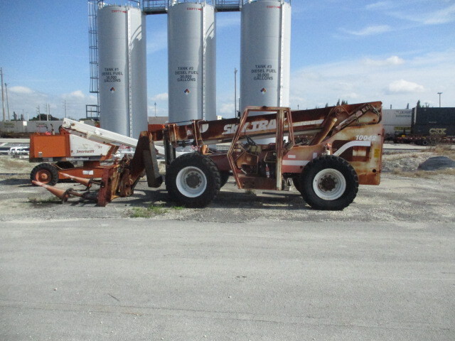 Skytrak Rough Terrain Forklift - Model B8400 For Sale | Aucto