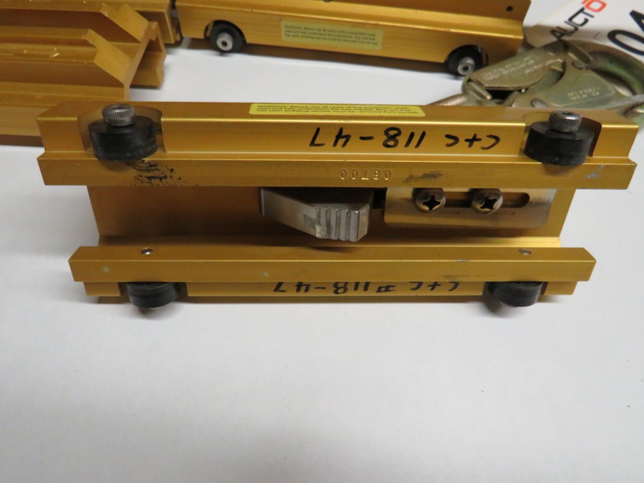 LOT OF 6, 08700, TS GROUP VERTICAL TROLEY MODEL 25000L For Sale | Aucto