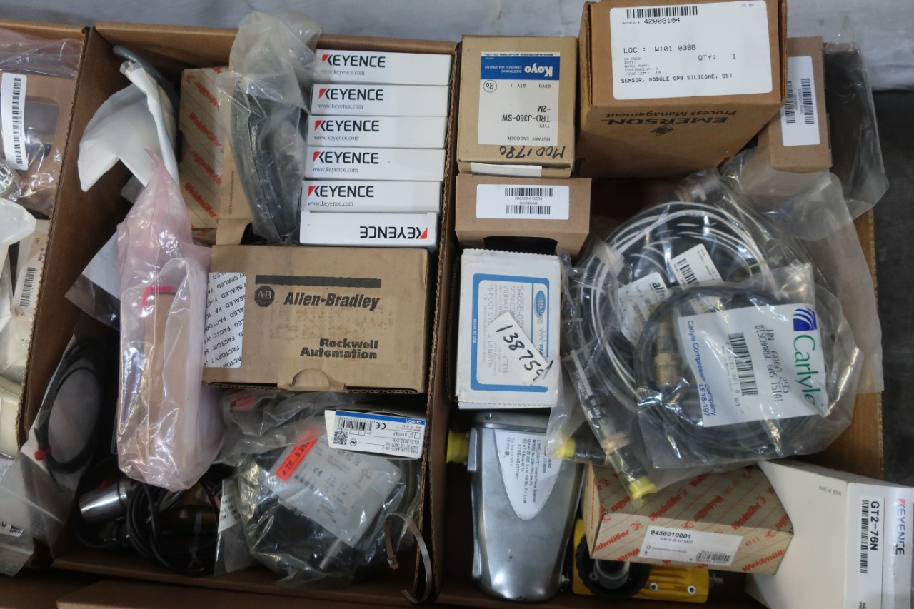 3 PALLETS OF ASSORTED SENSORS For Sale | Aucto