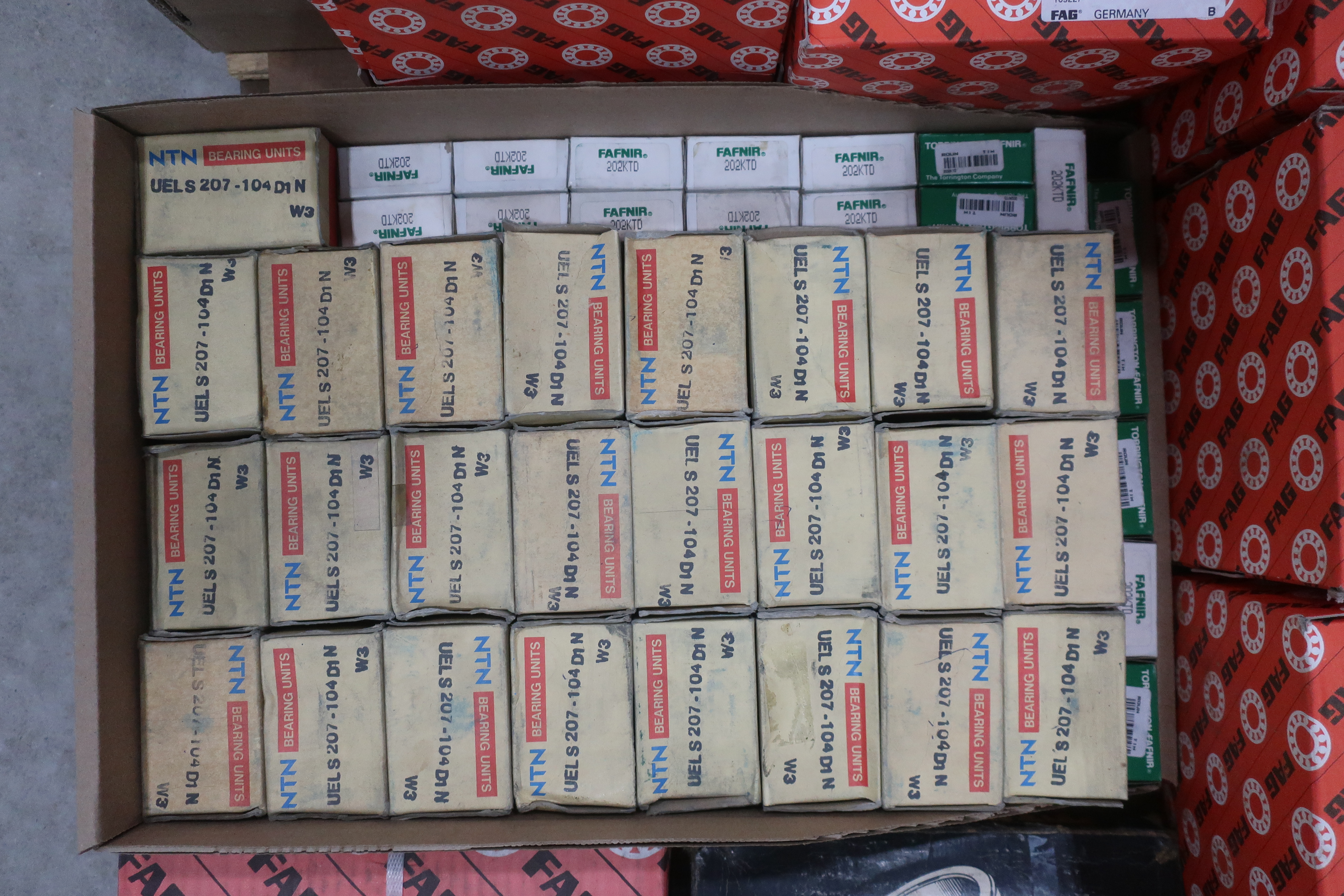 SKU 1739236 - PALLET OF ASSORTED BEARINGS, TIMKEN, INA, FAG, NTN, SKF ...