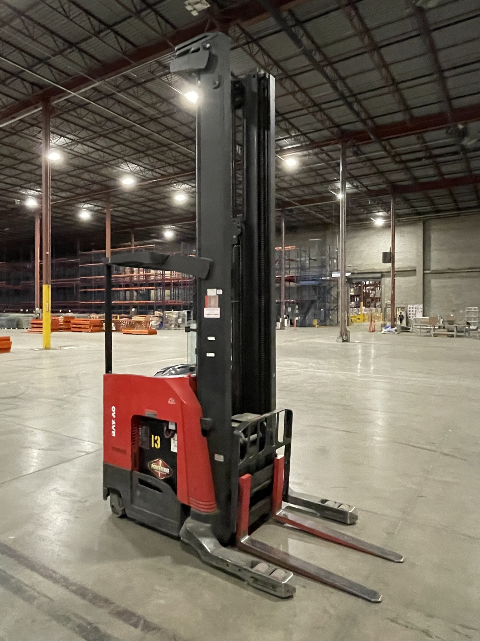 2011 RAYMOND 740 R45TT REACH TRUCK