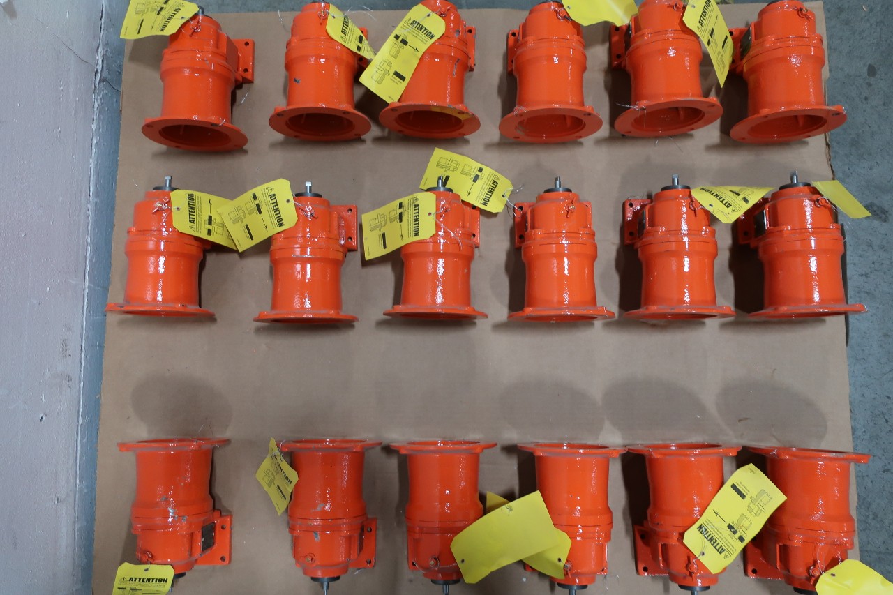 PALLET OF 18 NORD SK0N-56C-102 INLINE GEAR REDUCERS