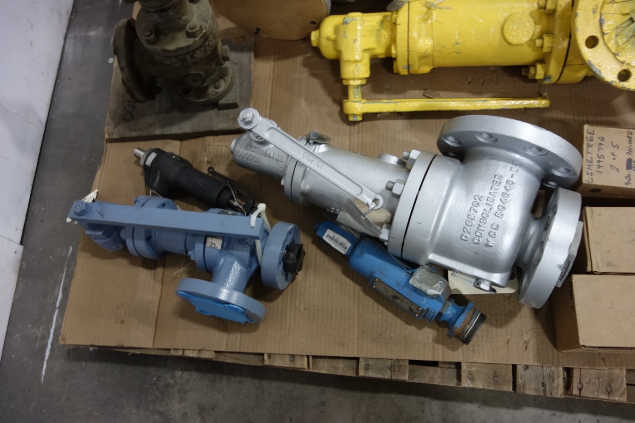 2 PALLETS OF ASSORTED RELIEF VALVES