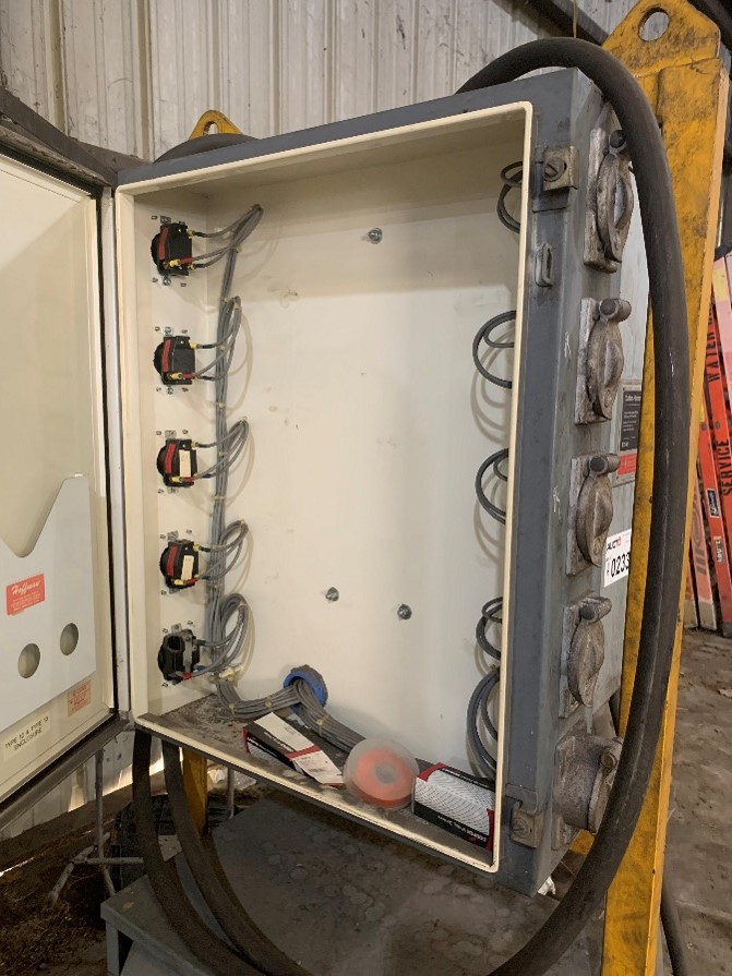 Power Distribution Center