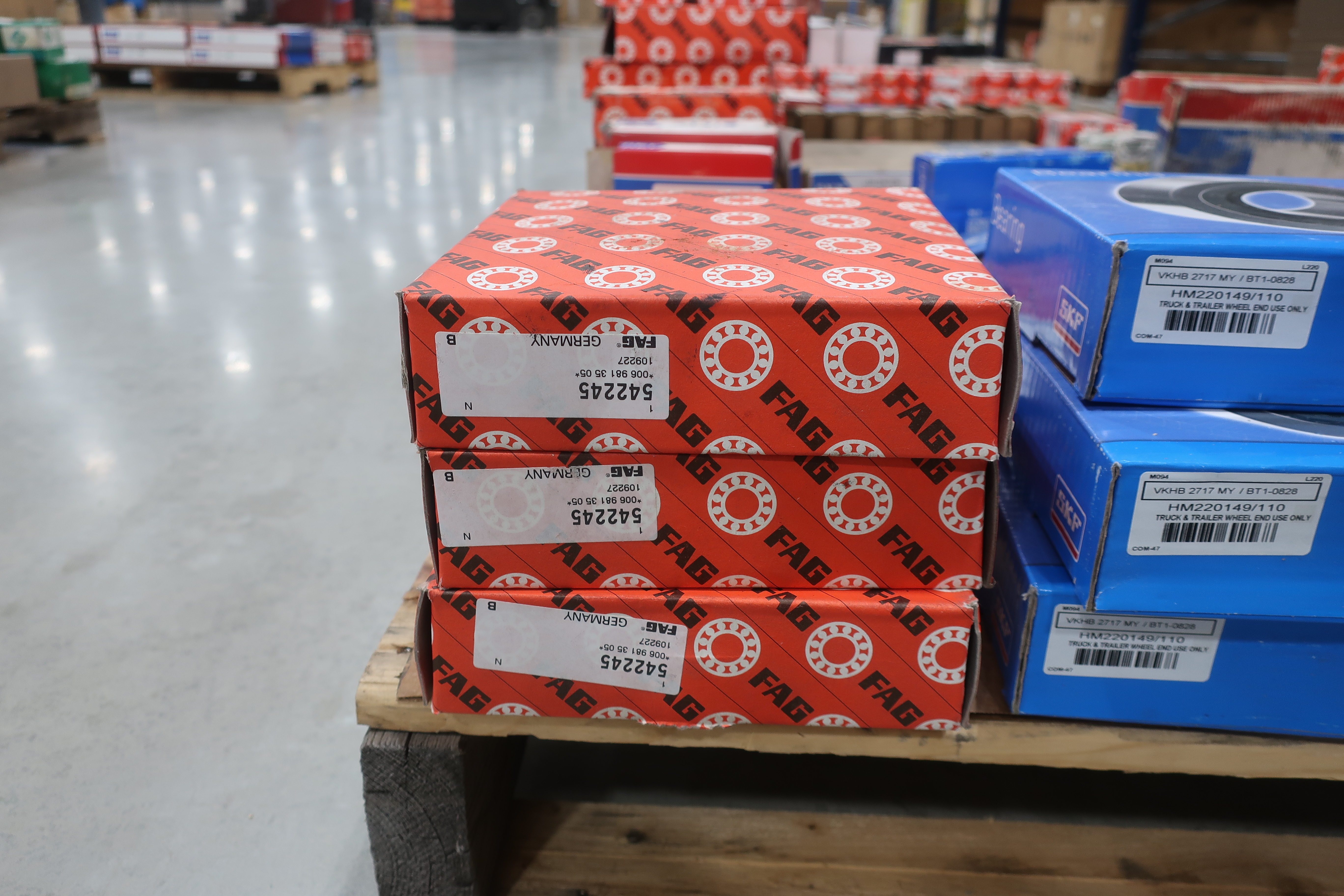 SKU 1738349 - PALLET OF ASSORTED ROLLER BEARINGS, SKF, FAG, TIMKEN For ...
