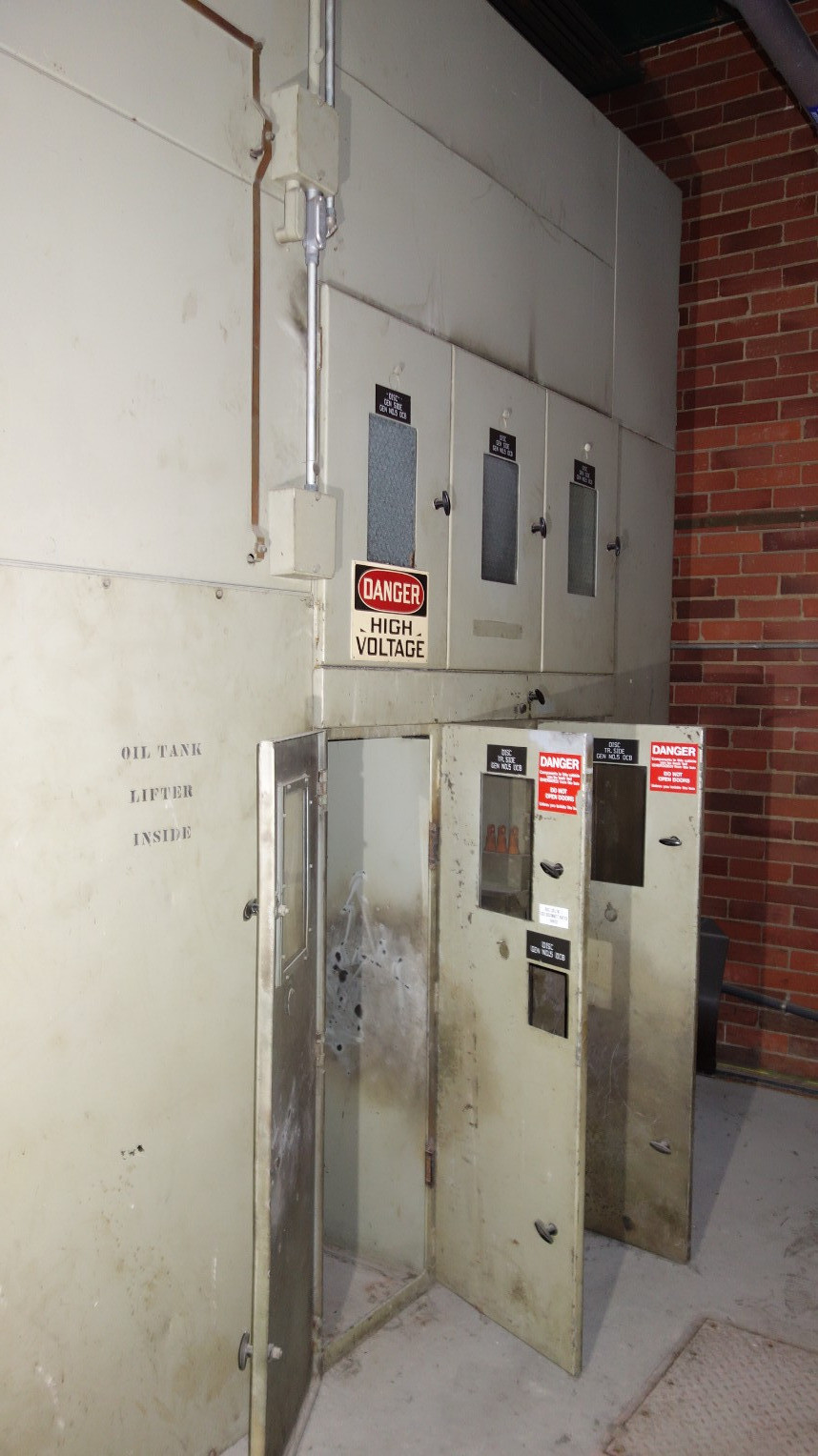 WESTINGHOUSE 022-B 3000A 15000V-AC CUBICLE DE-ION GRID OIL CIRCUIT ...