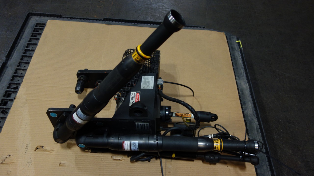 ATLAS COPCO 2-SPINDLE NUTRUNNER ASSEMBLY SYSTEM W/ X2 ETV-ST101-370-20 ...