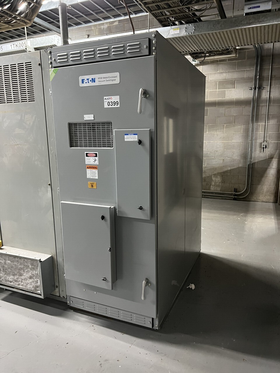 Eaton VCP vacuum breaker & switchgear