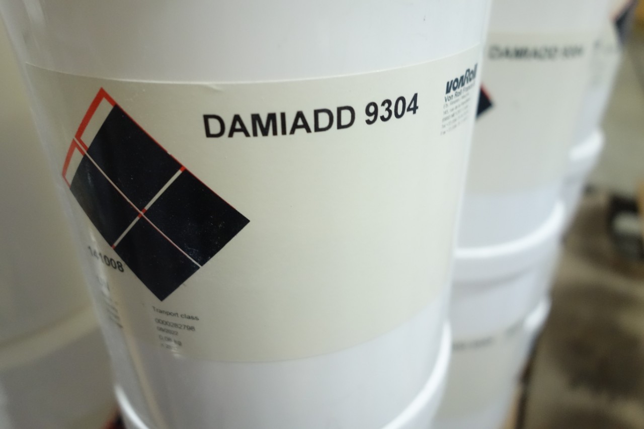 7 PALLETS OF VON ROLL EPOXY IMPREGNATING RESIN AND VARNISHES For Sale ...