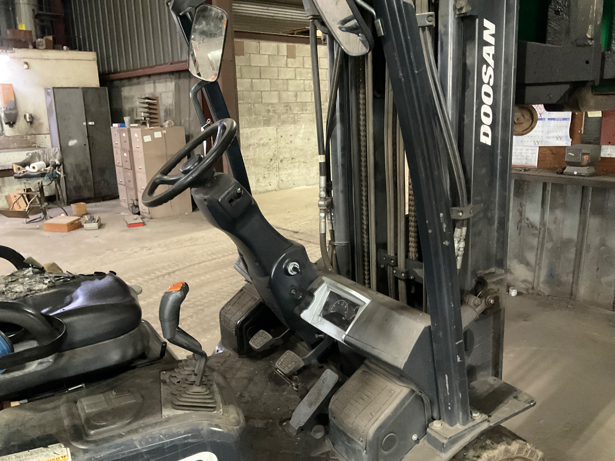 DOOSAN G30N-7 SIT-DOWN FORKLIFT For Sale | Aucto