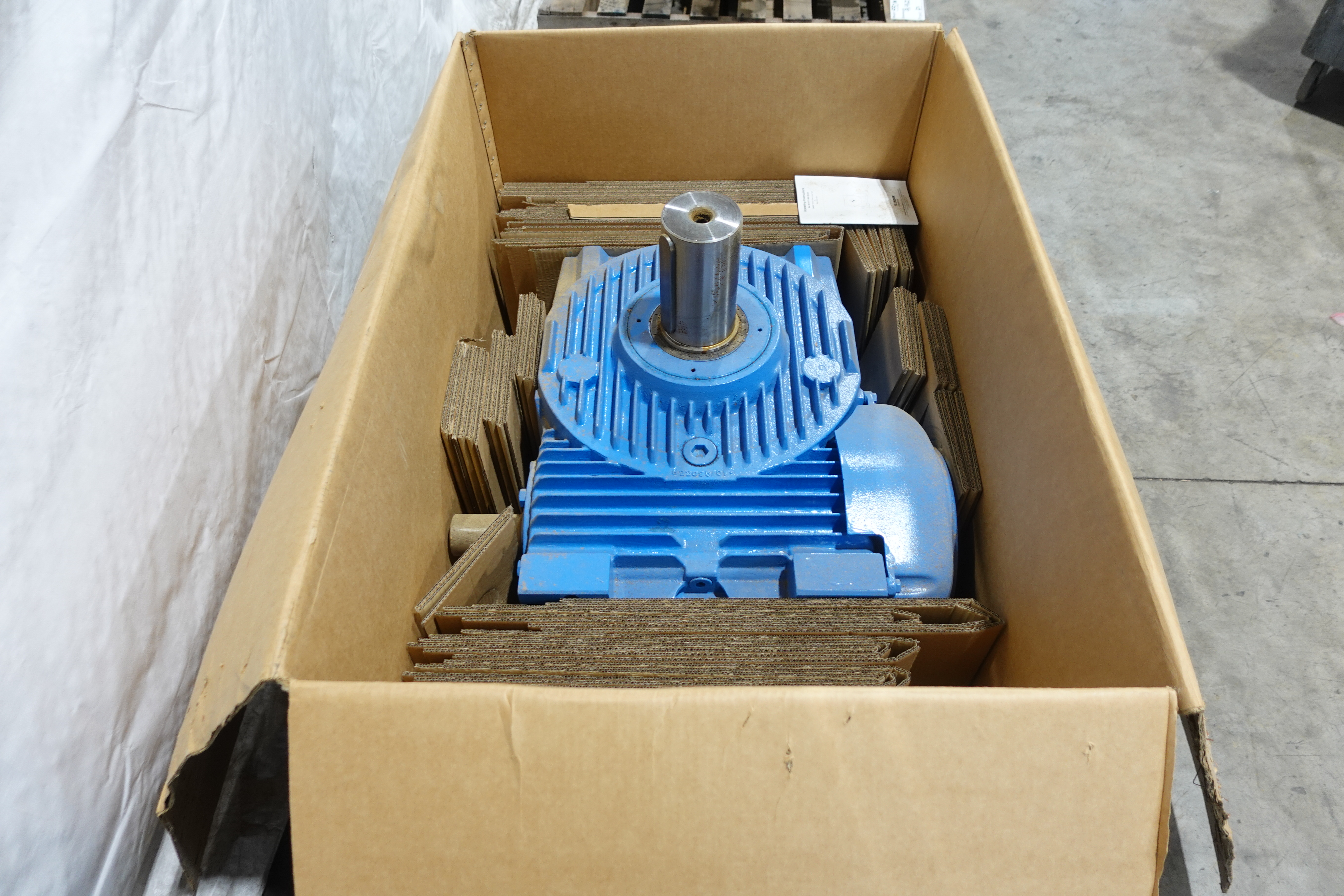 FLENDER CFW 250 WORM GEAR, RATIO 5.2 For Sale | Aucto