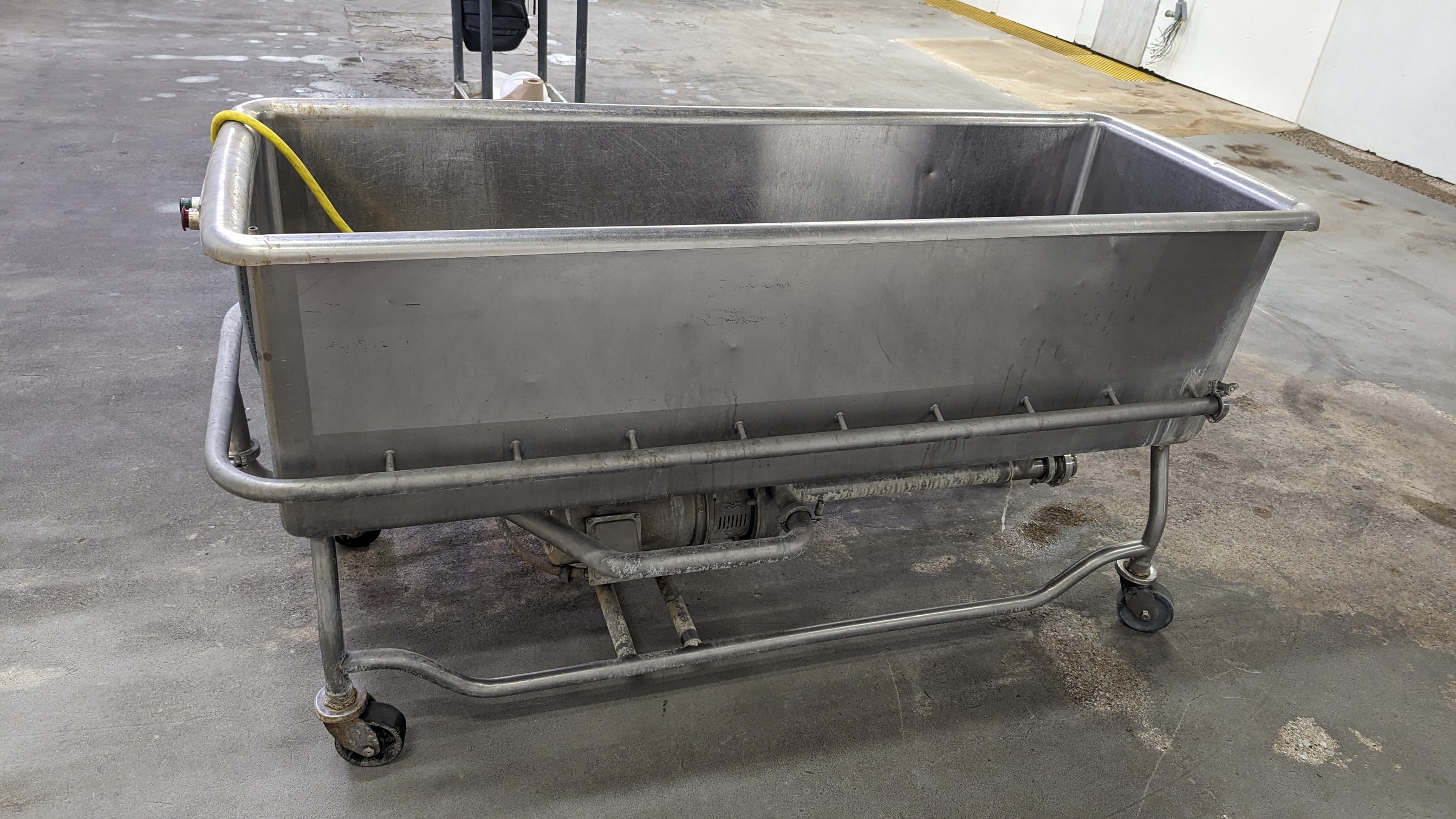 COP TANK WASH STATION WITH STERLING 5 HP MOTOR AND PUMP For Sale | Aucto
