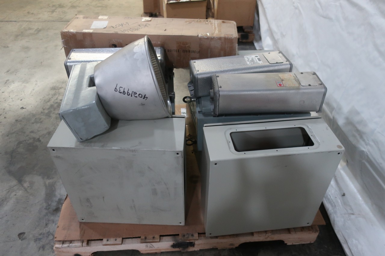 PALLET OF ASSORTED ELECTRICAL ENCLOSURES AND BALLASTS