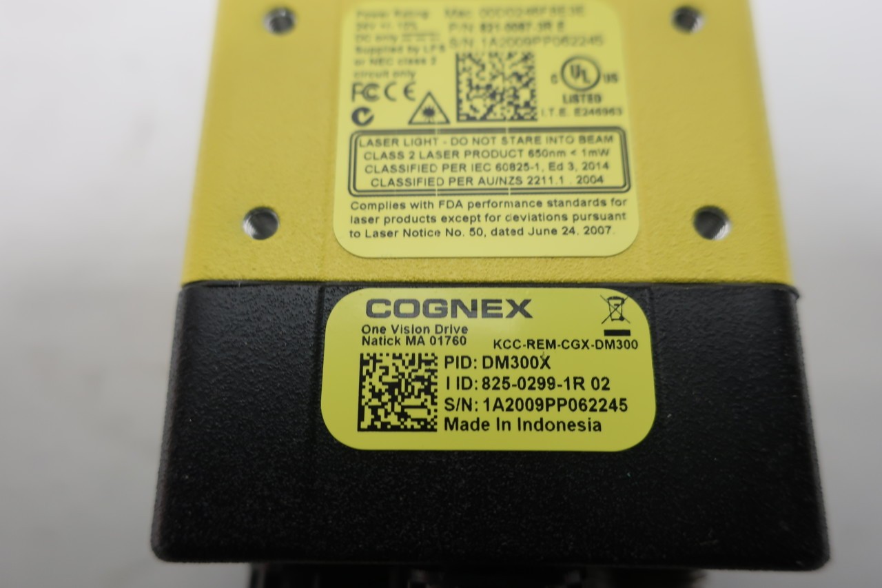 COGNEX 828-0368-1R D1 24V-DC BAR CODE SCANNER