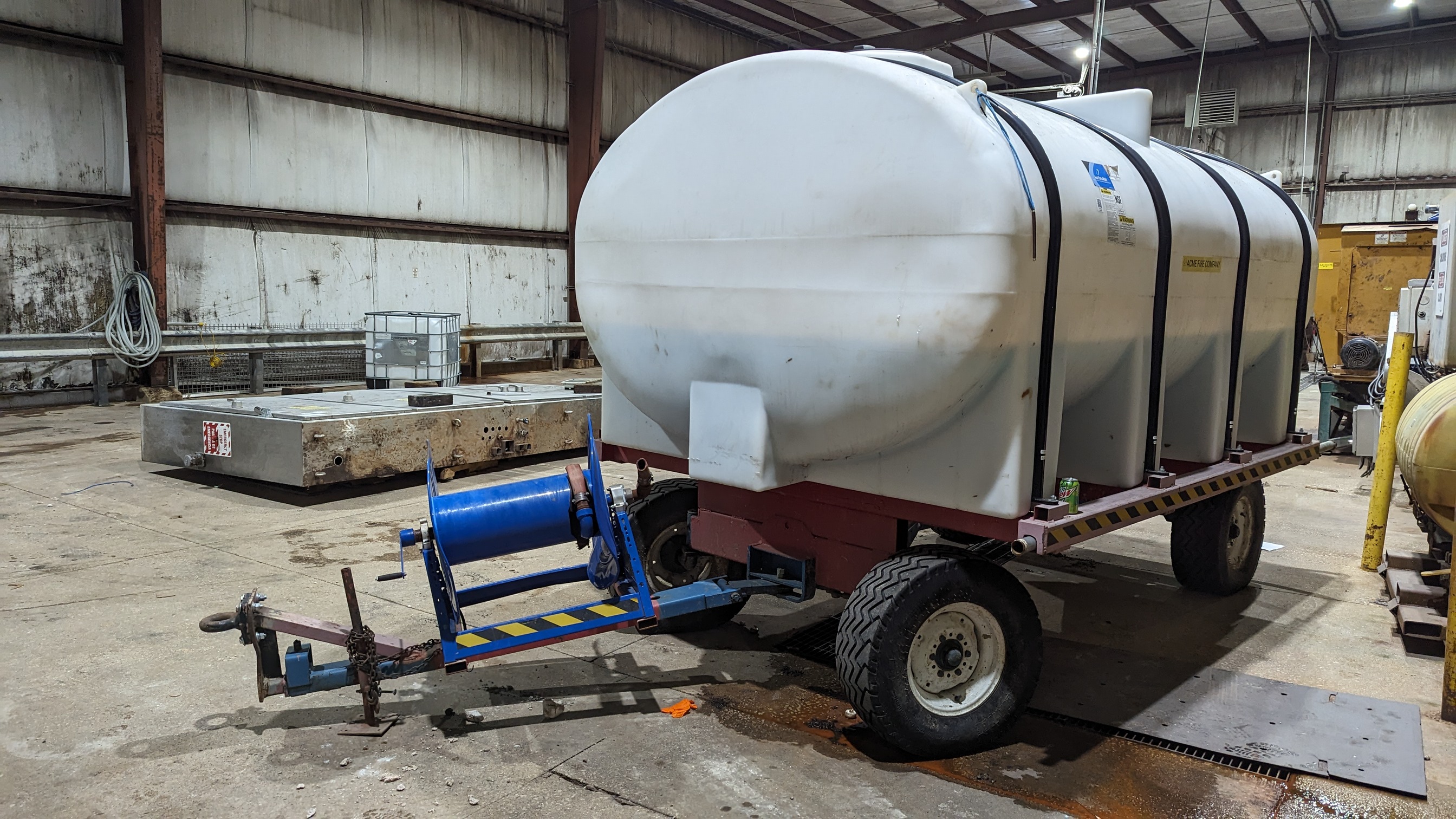 PORTABLE FIRE SUPRESSION TANK
