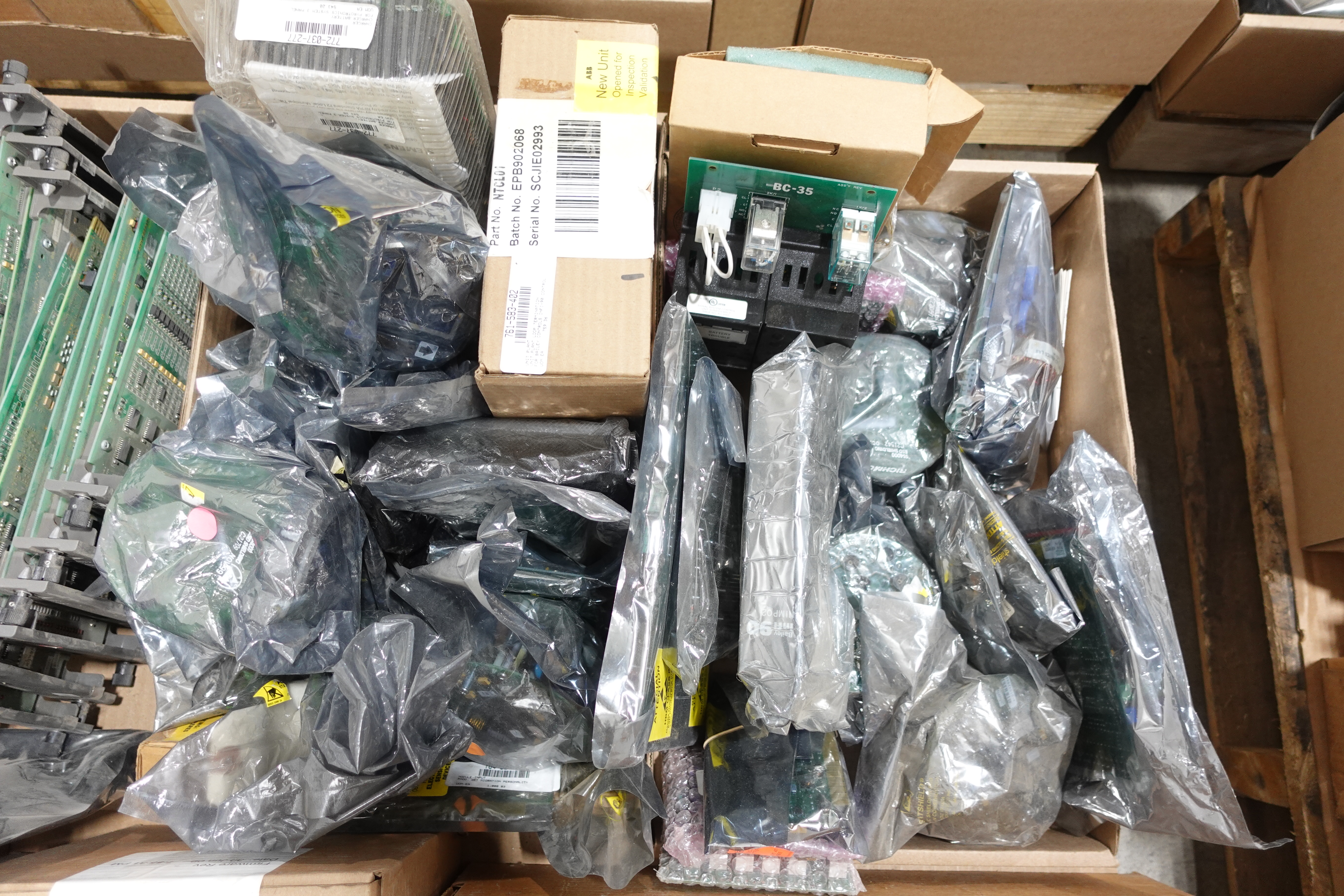 4 PALLETS OF ASSORTED PCB CIRCUIT BOARDS For Sale | Aucto