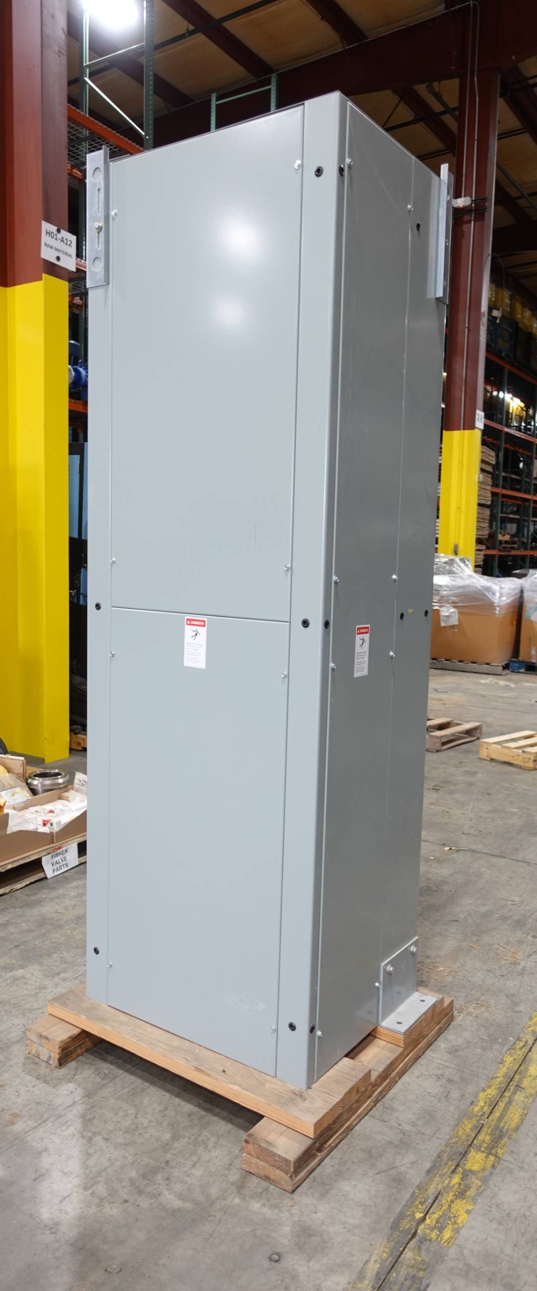 2013 EATON POW-R-LINE SWITCHBOARD, 120/240V, 1 PH, 3 W For Sale | Aucto