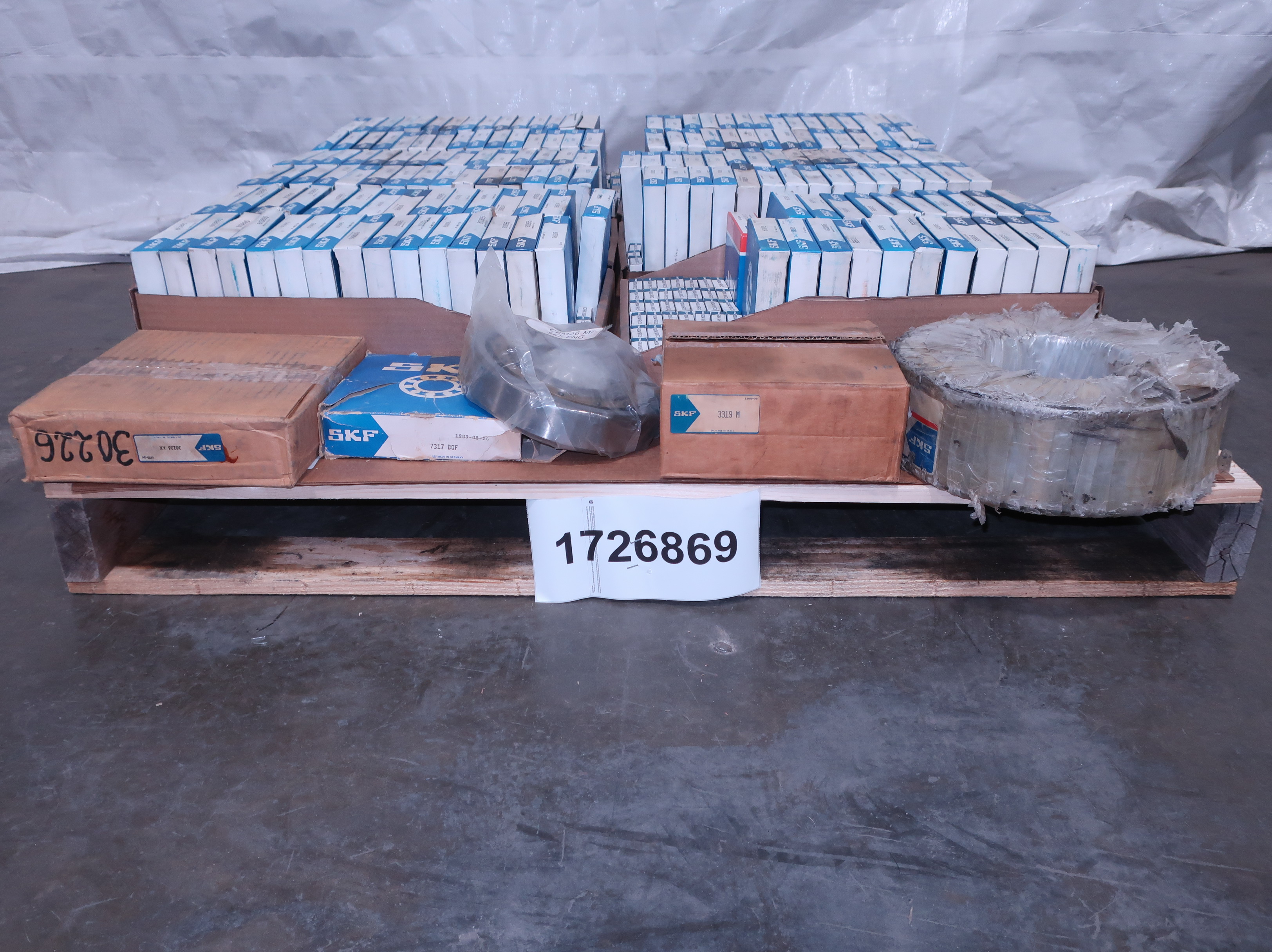 SKU 1726869 - PALLET OF ASSORTED SKF BALL BEARINGS For Sale | Aucto