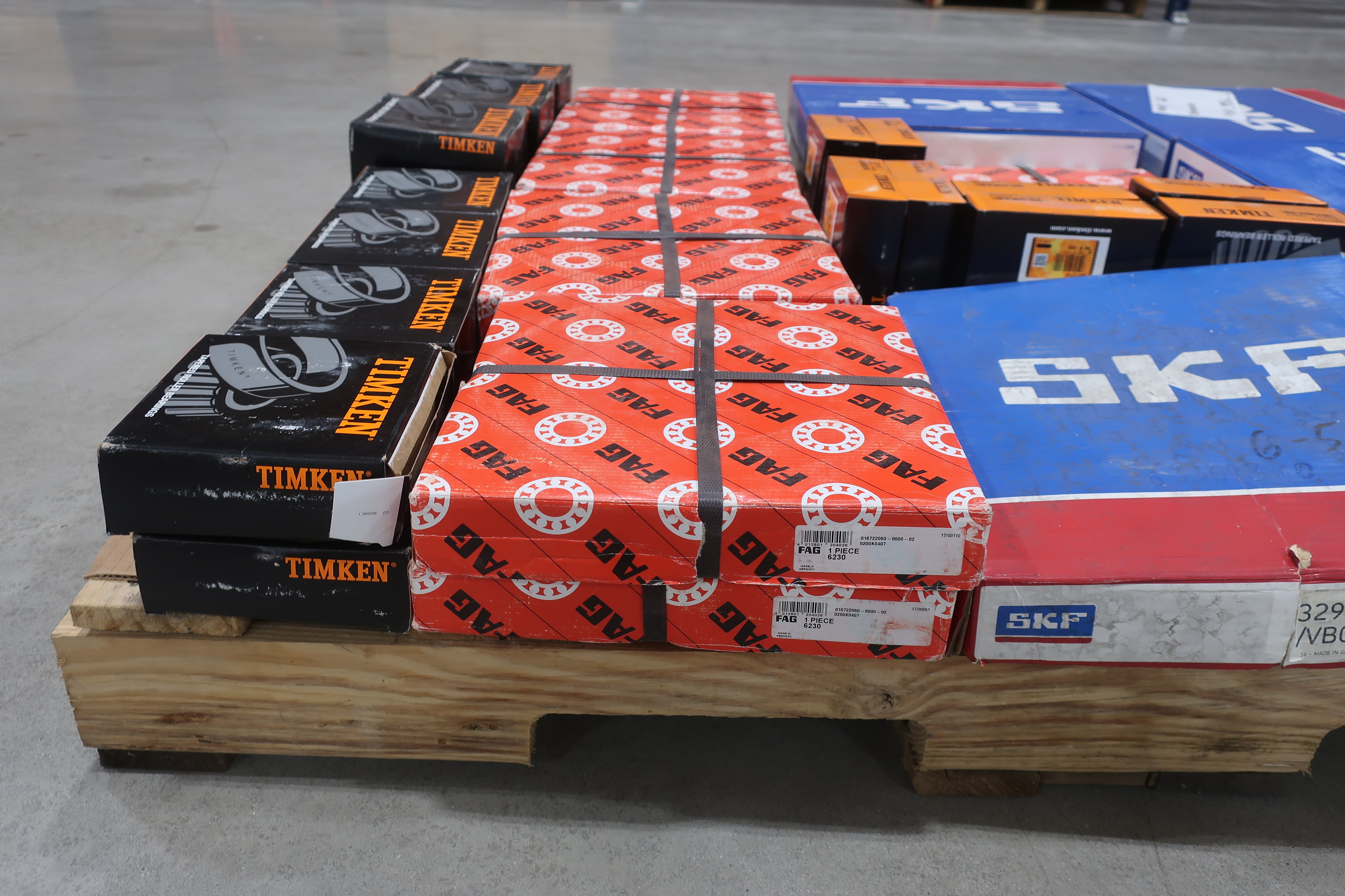 SKU 1738349 - PALLET OF ASSORTED ROLLER BEARINGS, SKF, FAG, TIMKEN For ...