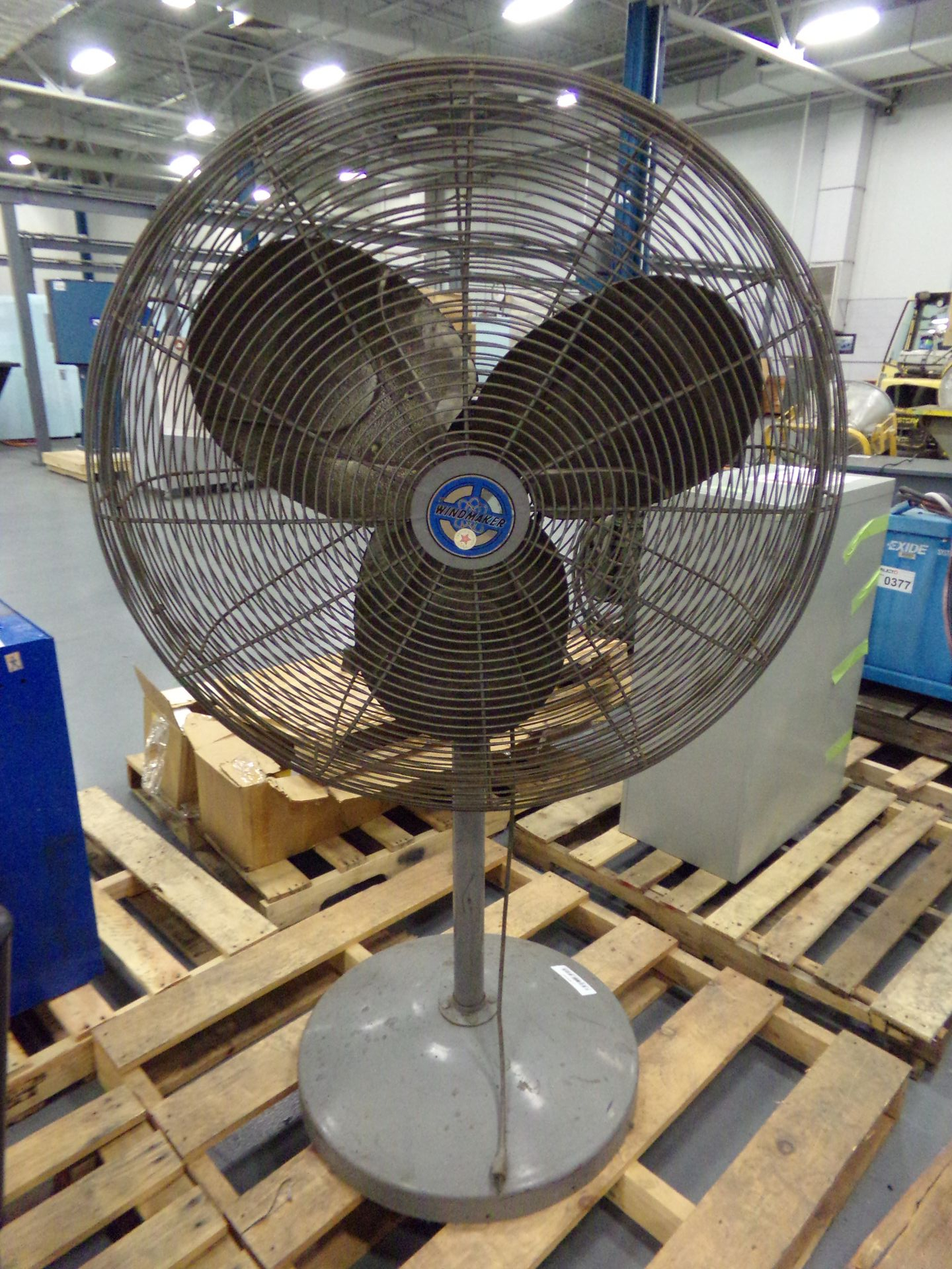 NORTHERN ELECTRIC HE3G088N 2 SPEED STANDING FAN