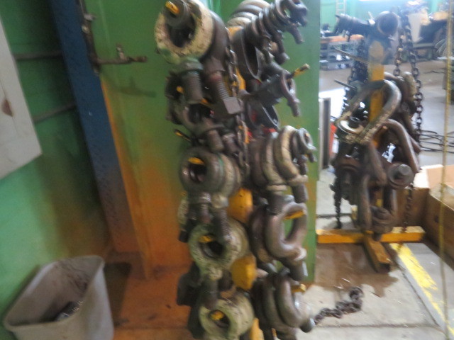 Rigging items, some new, all contents in pictures