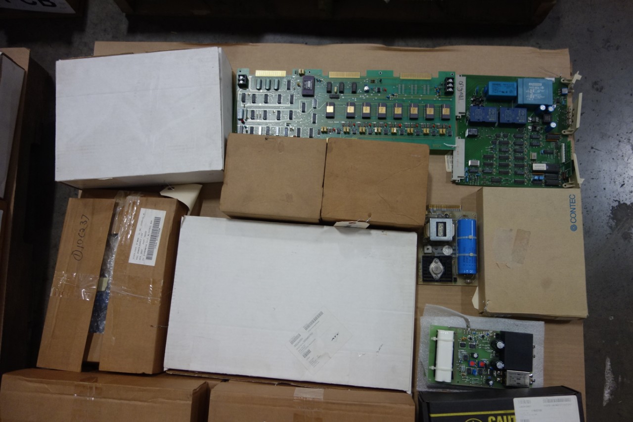 4 PALLETS OF ASSORTED PCB CIRCUIT BOARDS For Sale | Aucto