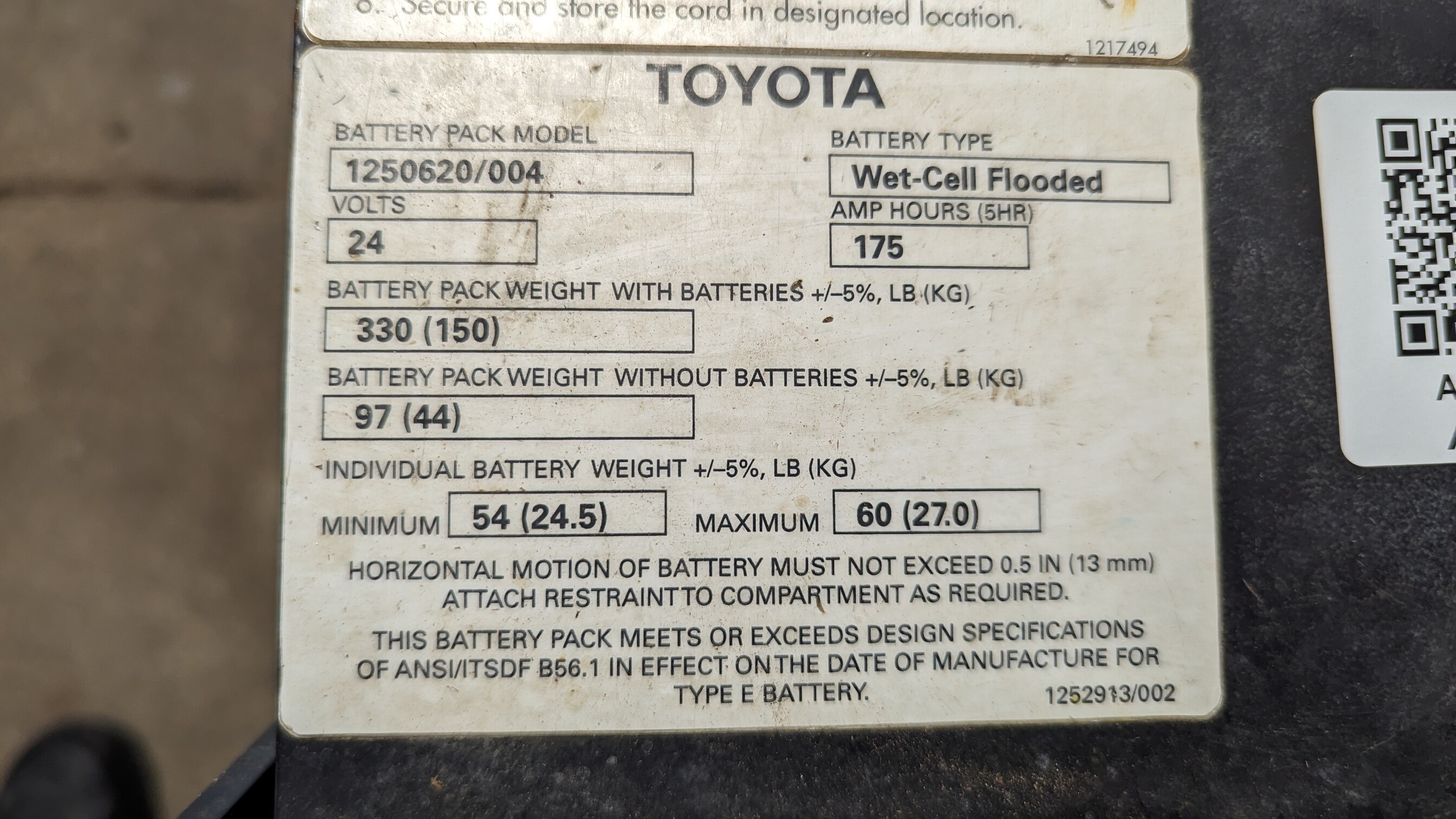 Toyota 8HBW23 24V Electric Pallet Jack