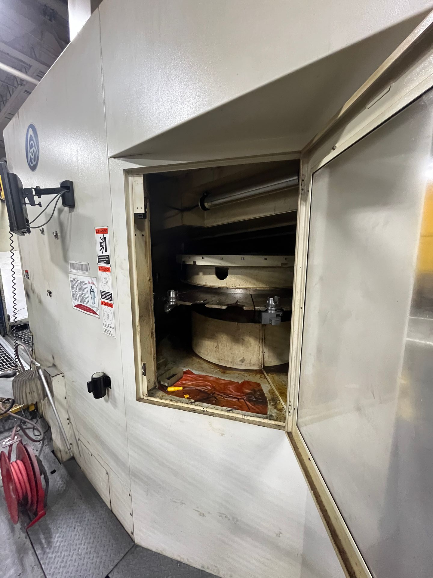 2005 Giddings & Lewis VTC 1600 w/ Fanuc 160i-TB Control W/ Tool Changer ...